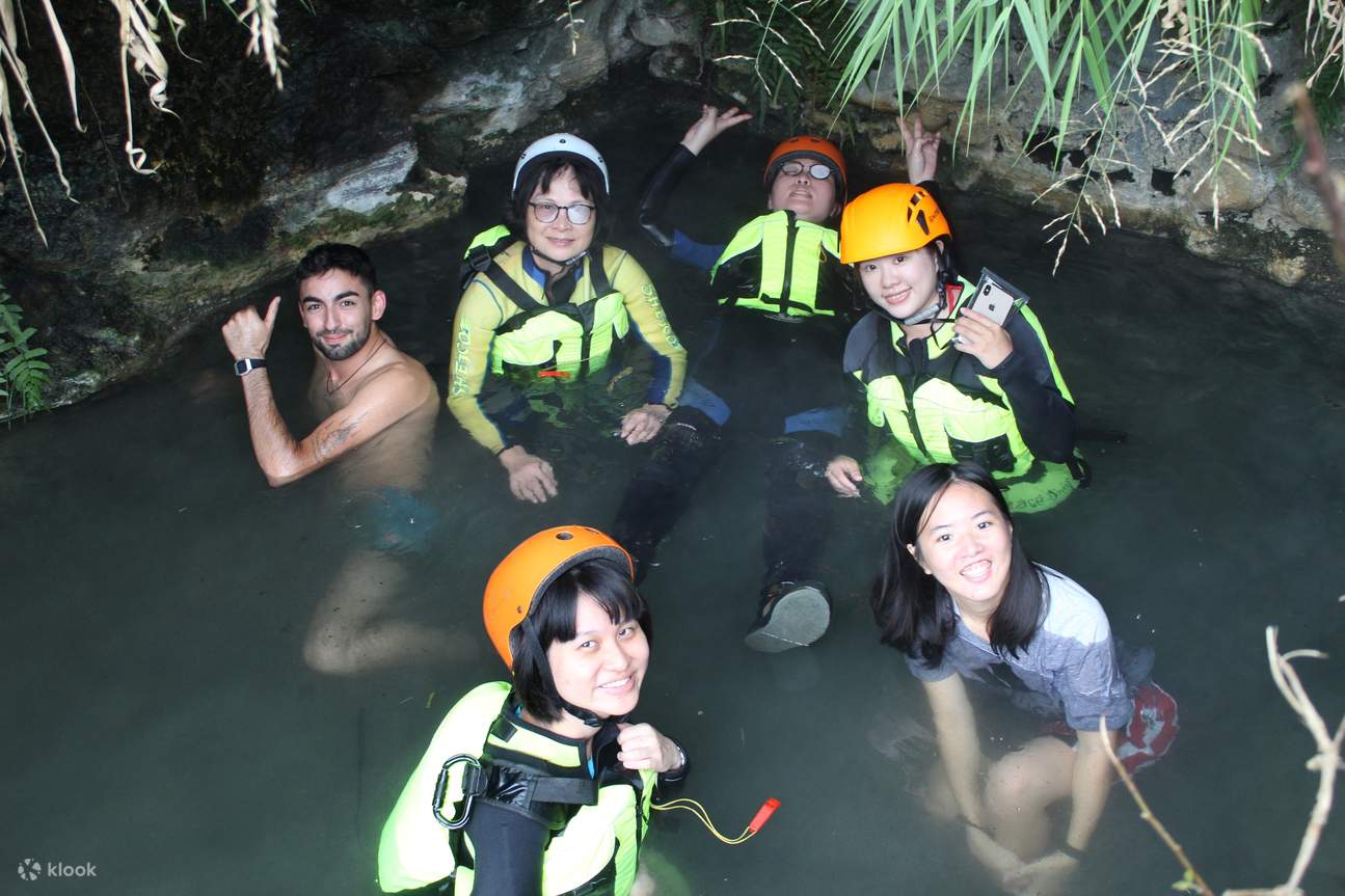Hualien: Wanrong Yexi Hot Spring Tracing – Yuanyanggu Hot Spring ...