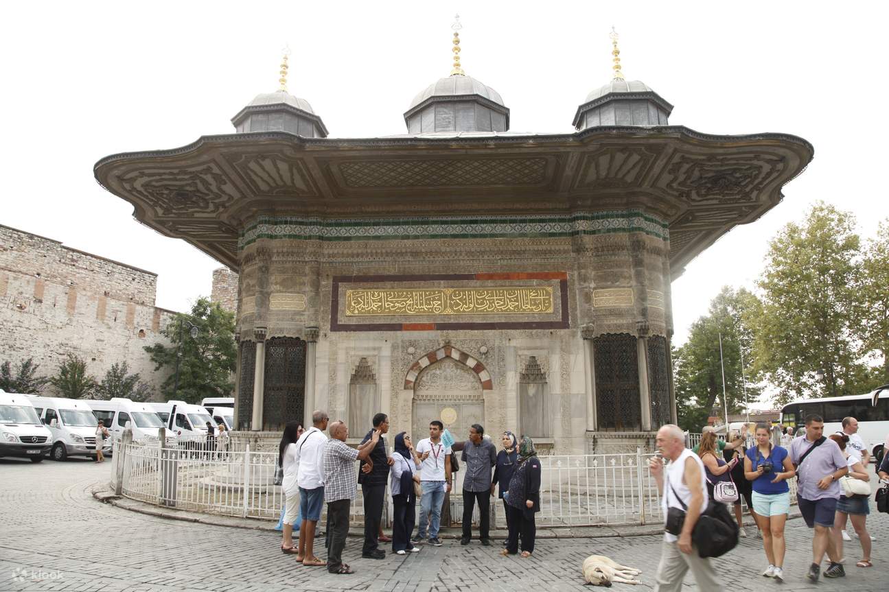 Hagia Sophia, Topkapi Palace, Blue Mosque, Grand Bazaar Guided Tour in ...