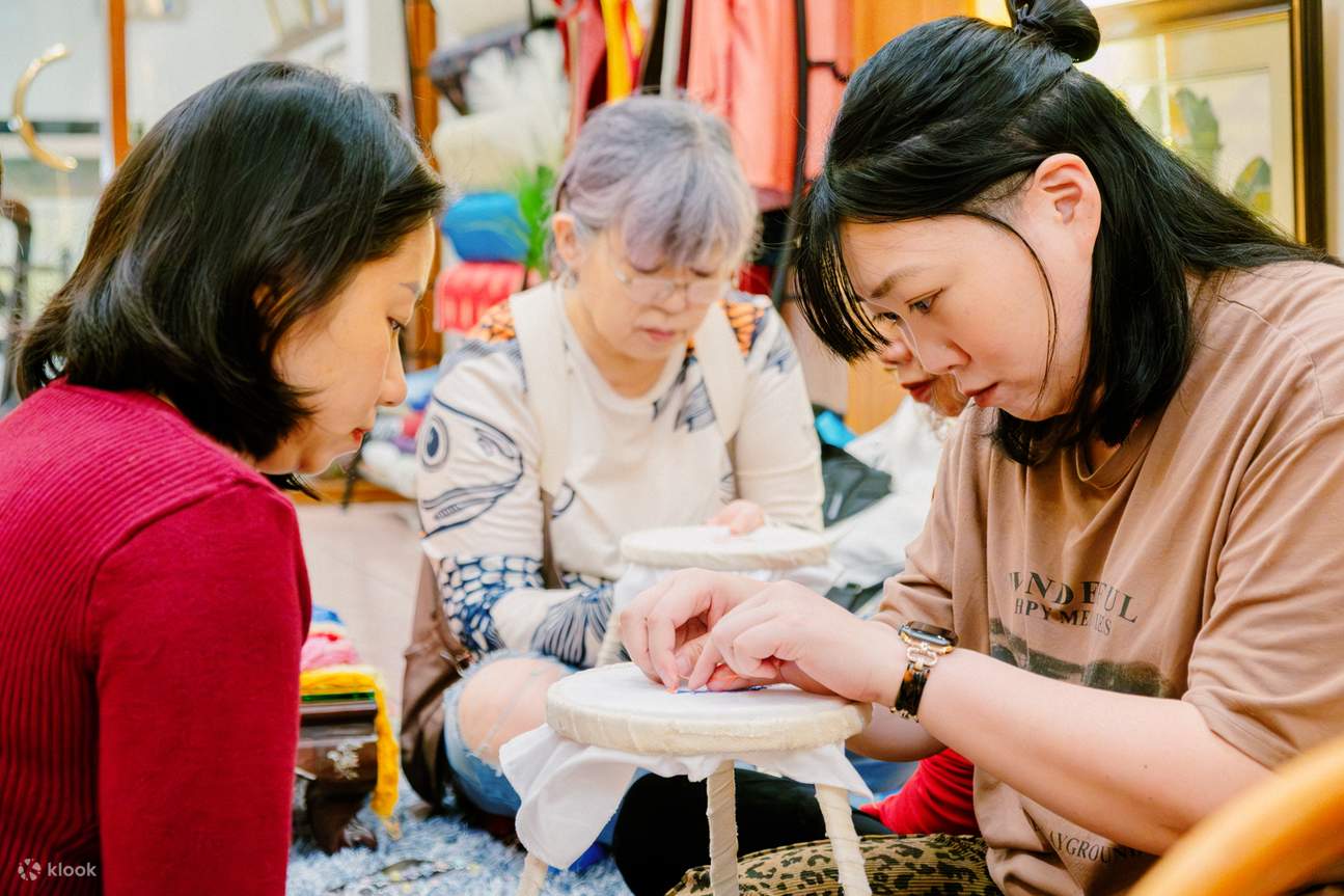 Warisan Hanoi: Lokakarya Sulam di Rumah Tradisional - Klook Indonesia