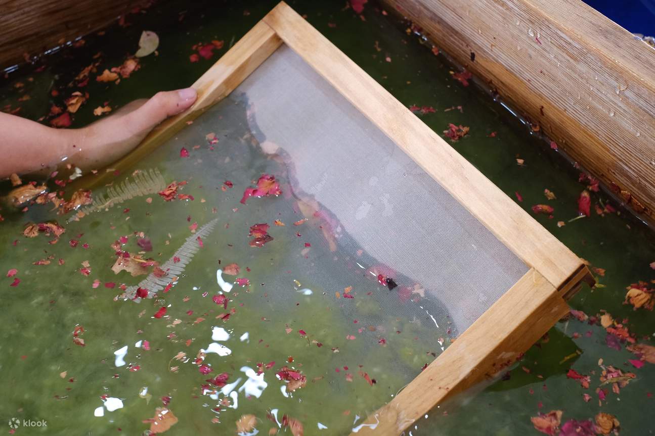 Taipei Shuhuo Memorial Paper Museum・Ticket・Flower Paper Experience DIY - Klook