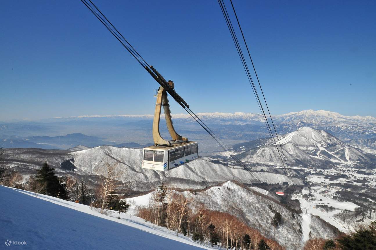 [Tour for 2 persons] Two-day ski tour in Nagano, Japan｜Kita Shiga Ryuou ...