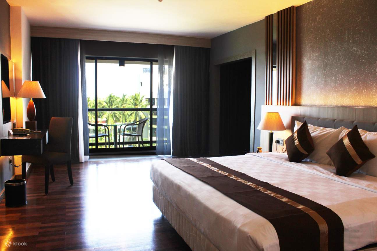 Staycation at Batam View Beach Resort - Klook