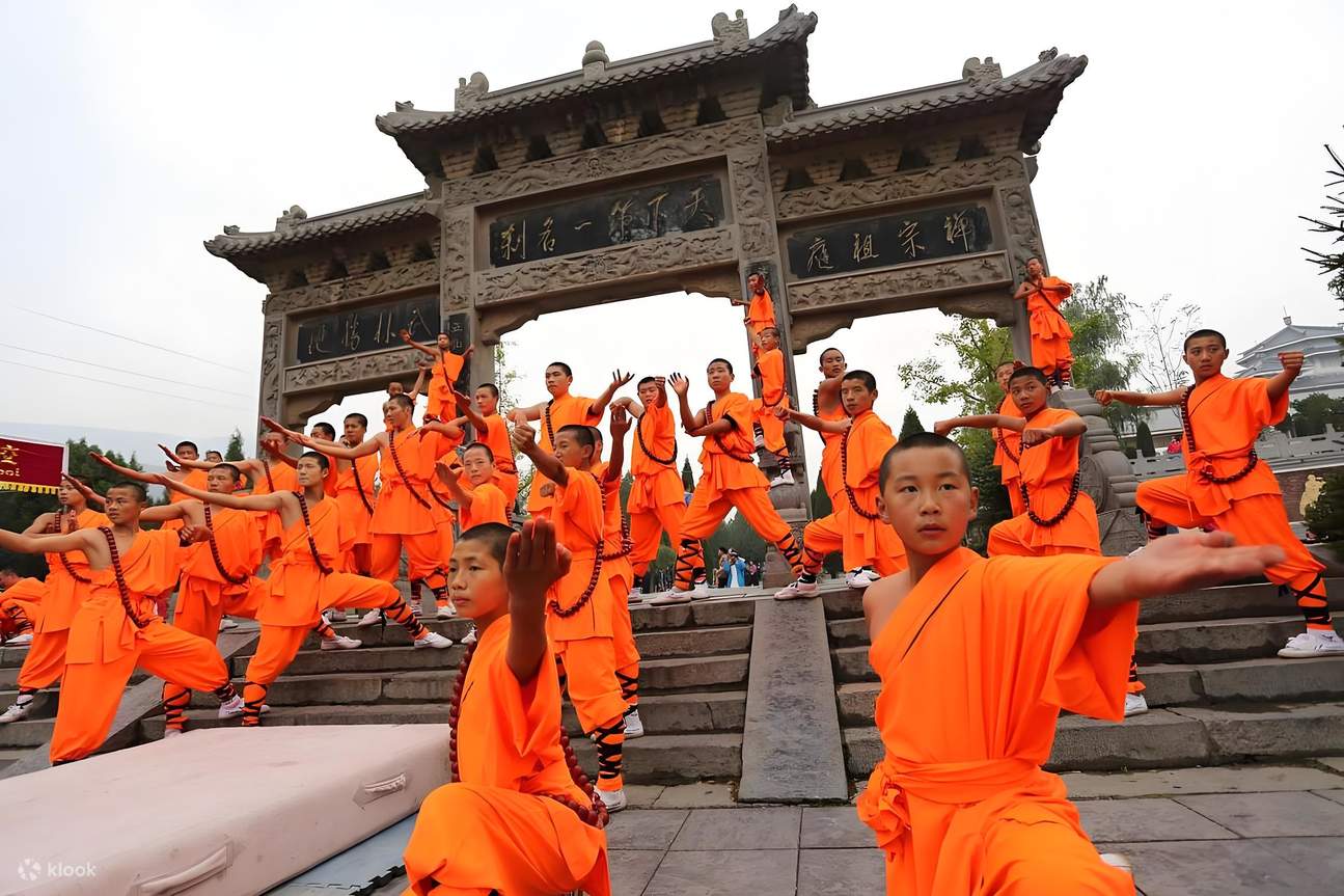 Zhengzhou Shaolin Temple, Longmen Grottoes, Laojun Mountain Private ...