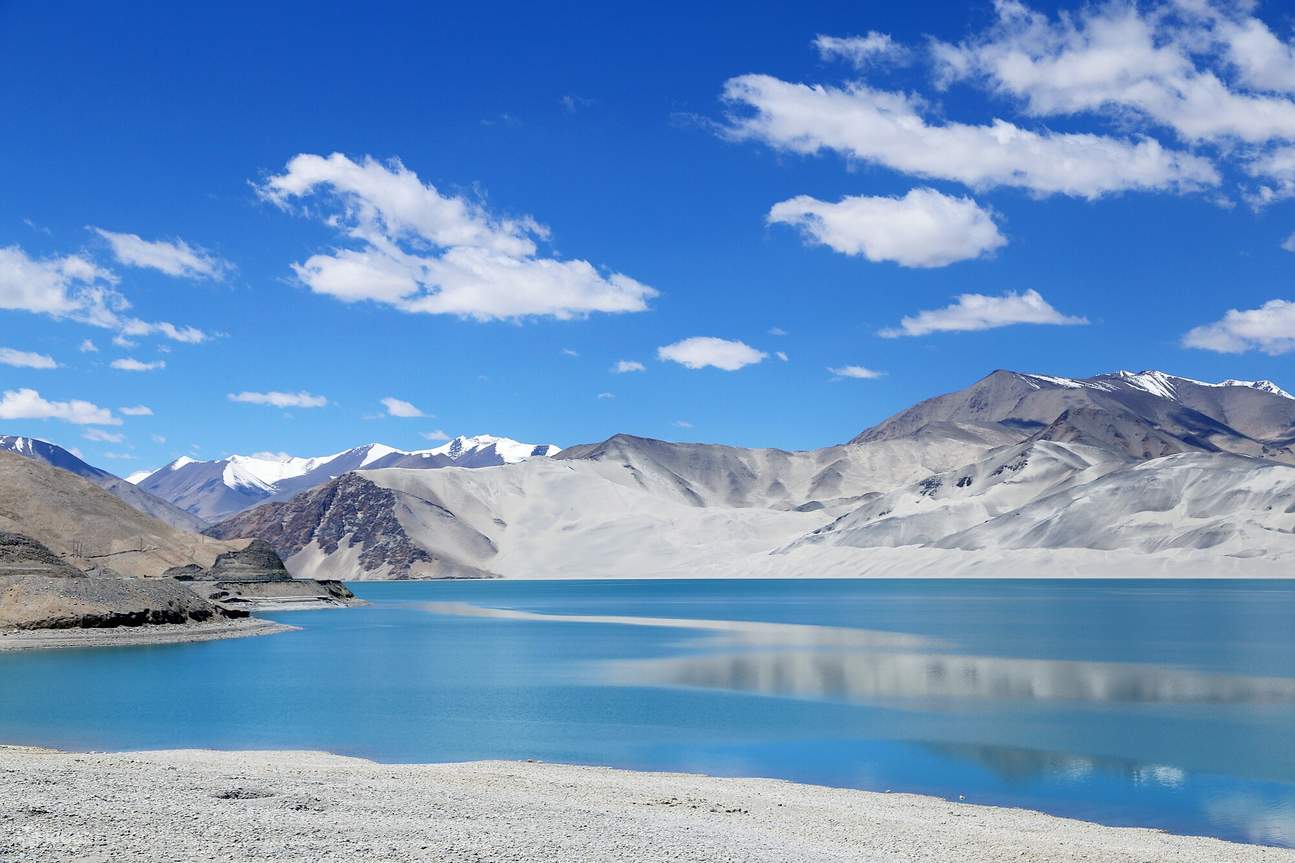 Kashgar Departure - Private One-Day Trip to Baisha Karakul Dual Lakes ...