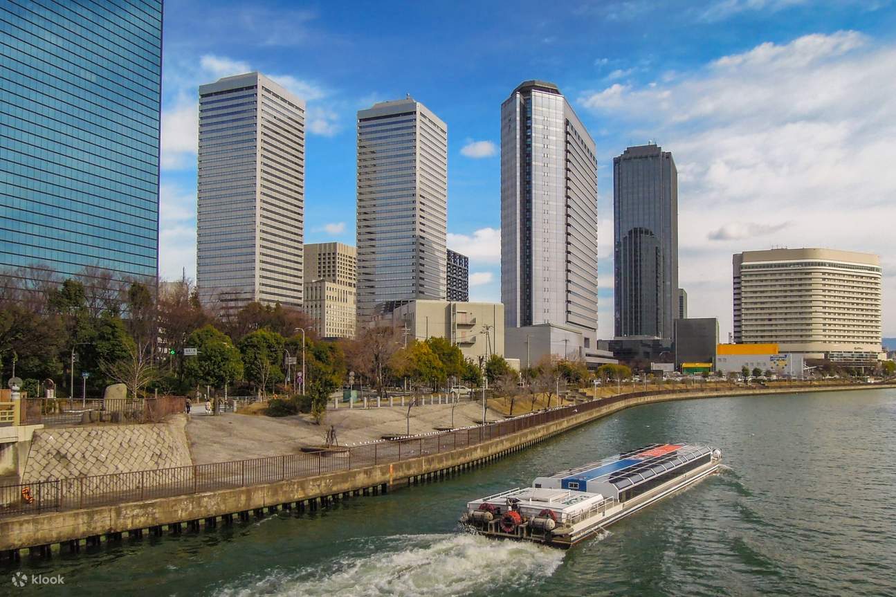 Osaka Castle Historical Private Tour: Stories of Samurai and Shoguns ...