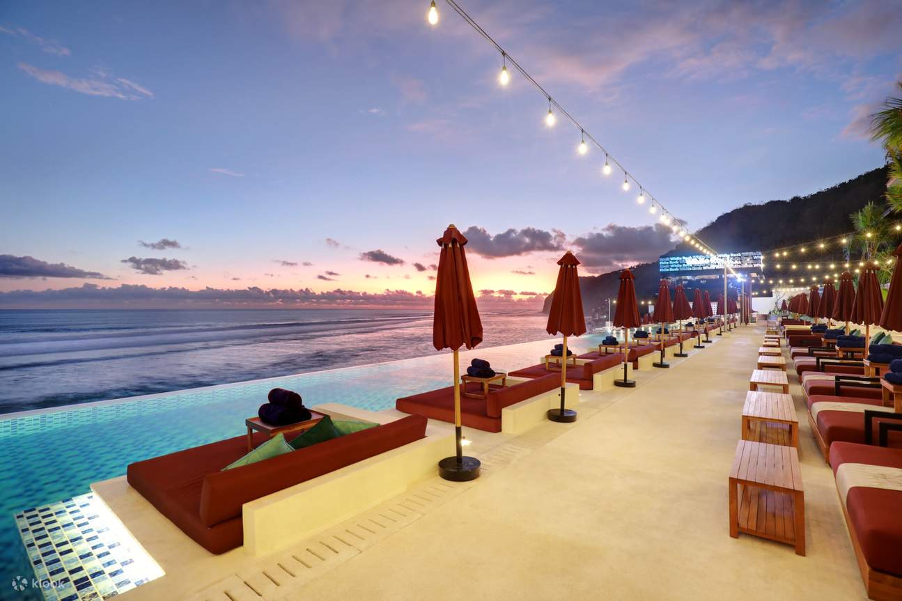 White Rock Beach Club Day Pass di Ungasan, Kuta Selatan, Bali - Klook ...