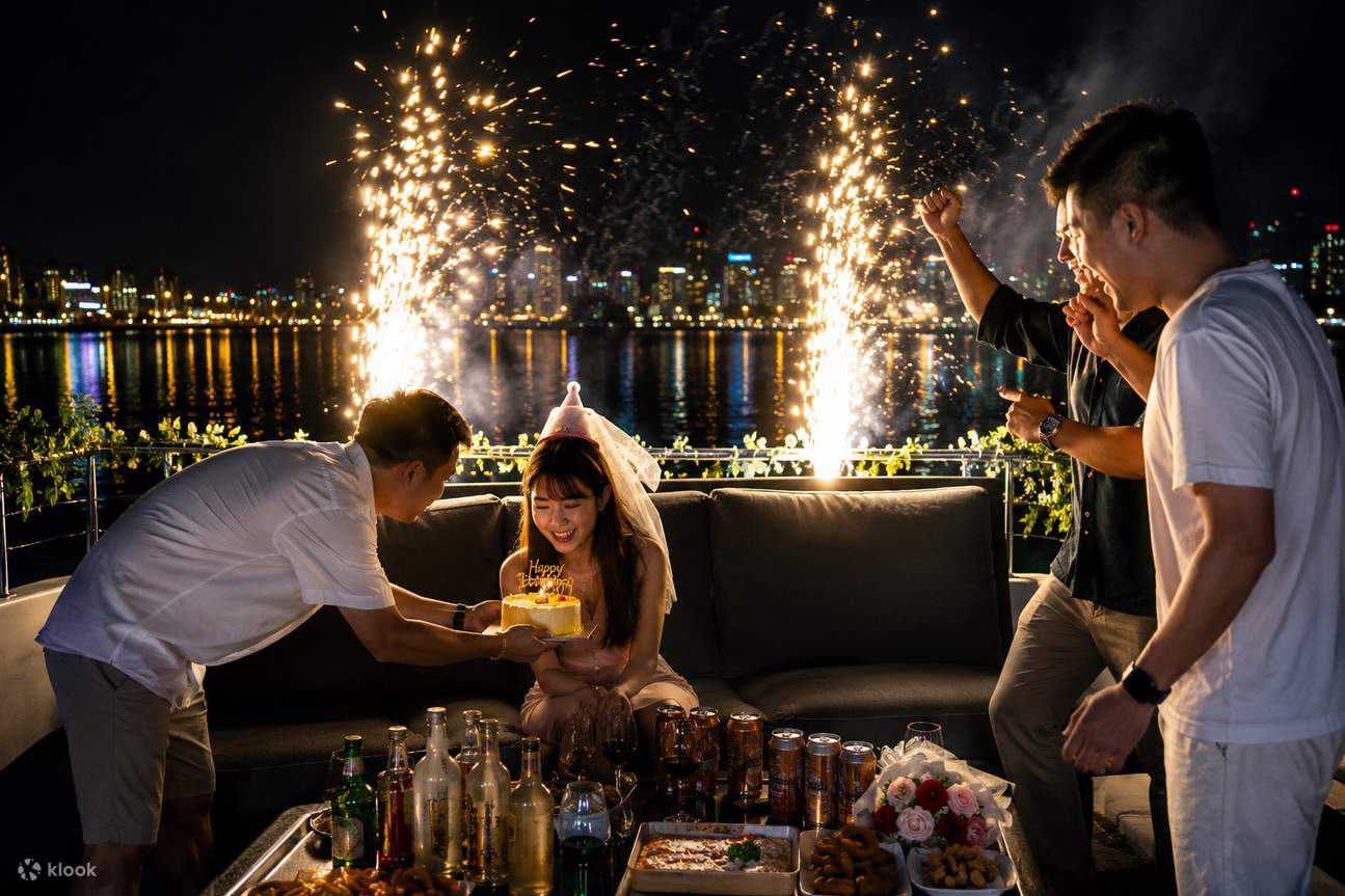 Private Party Boathouse Charter in Johor Bahru - Klook