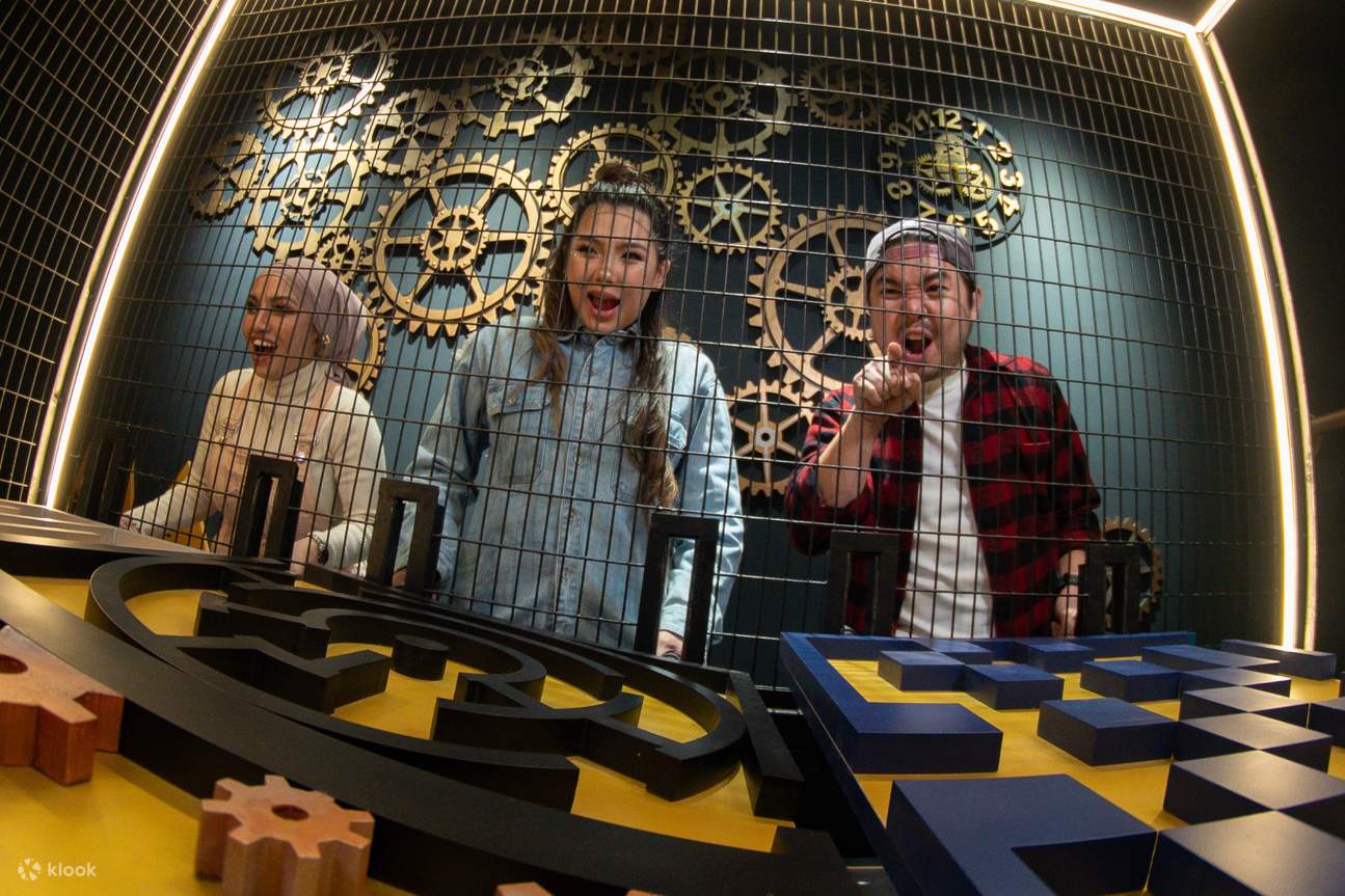 Arcade-style Escape Room at Sunway Pyramid (Arcade Mania) - Klook