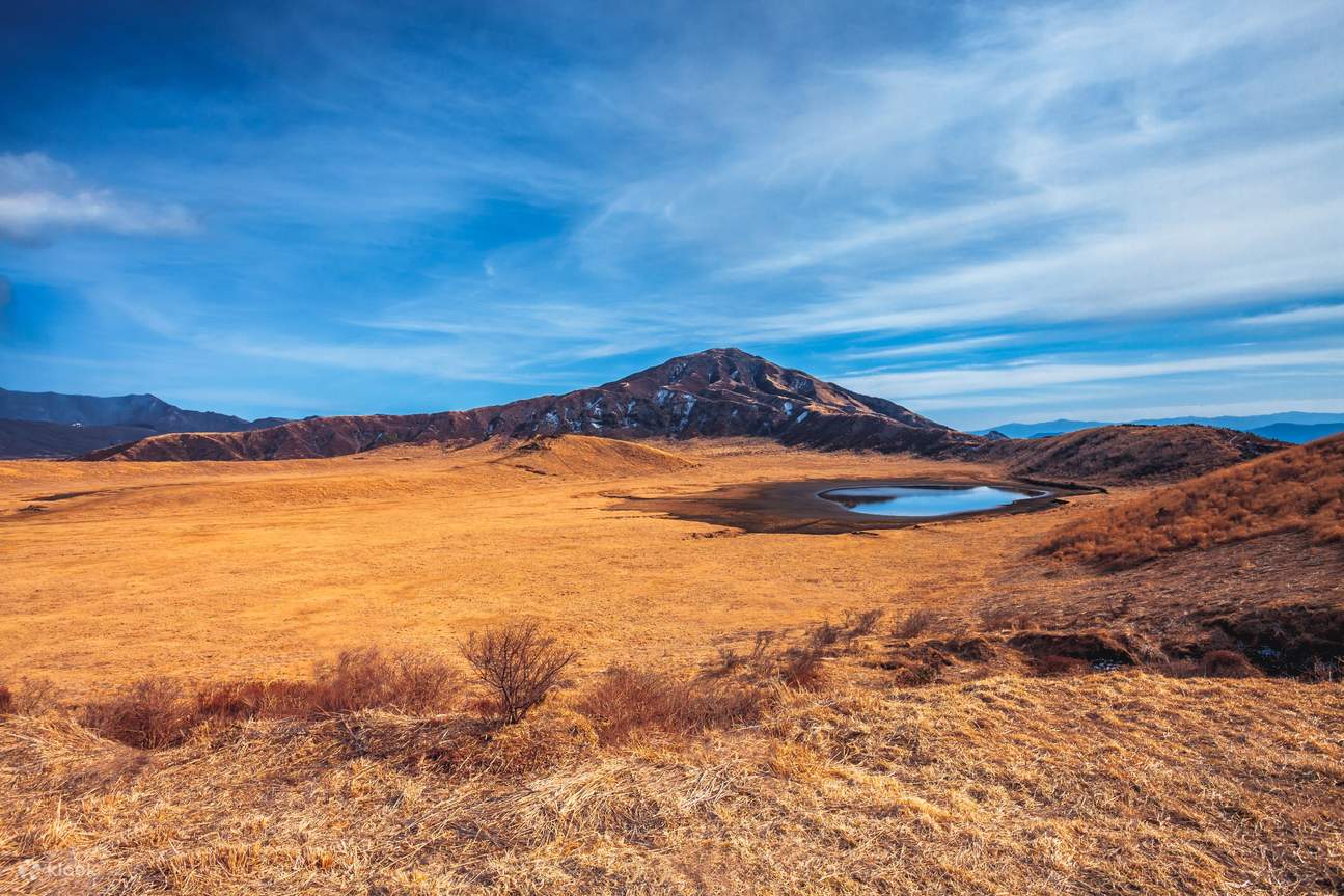 From Fukuoka: Mt. Aso Crater & Kusasenri & Kurokawa Onsen 1Day Tour ...