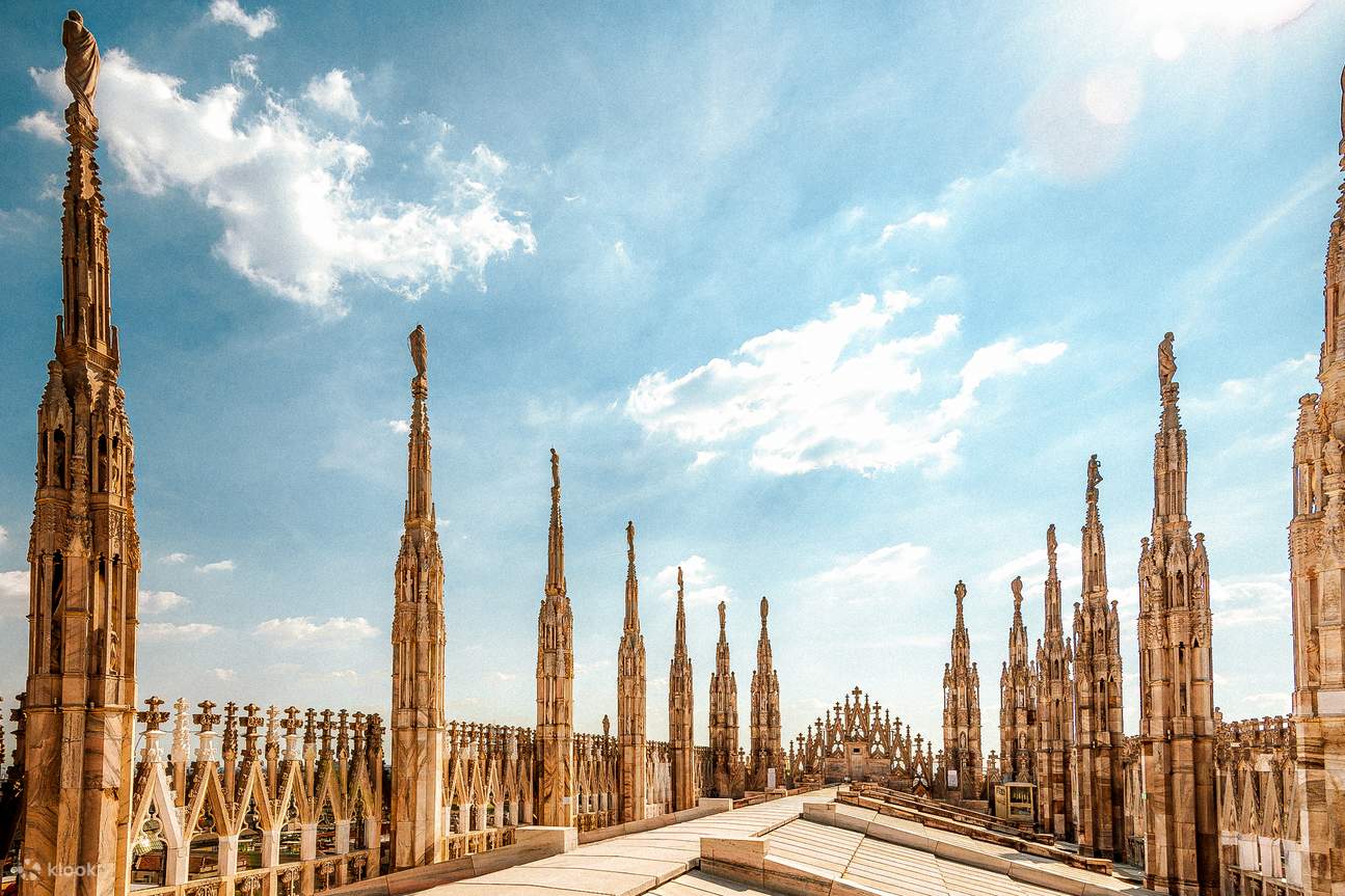 Lawatan Berpandu Duomo Milan dengan Akses Teres Atas Bumbung - Klook ...