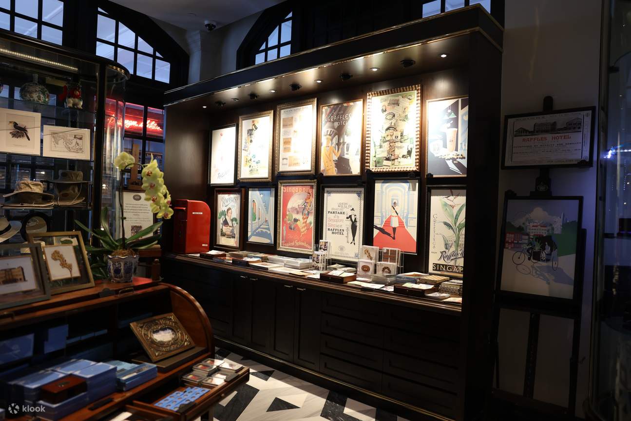 Raffles Boutique Signature Souvenirs - Klook India