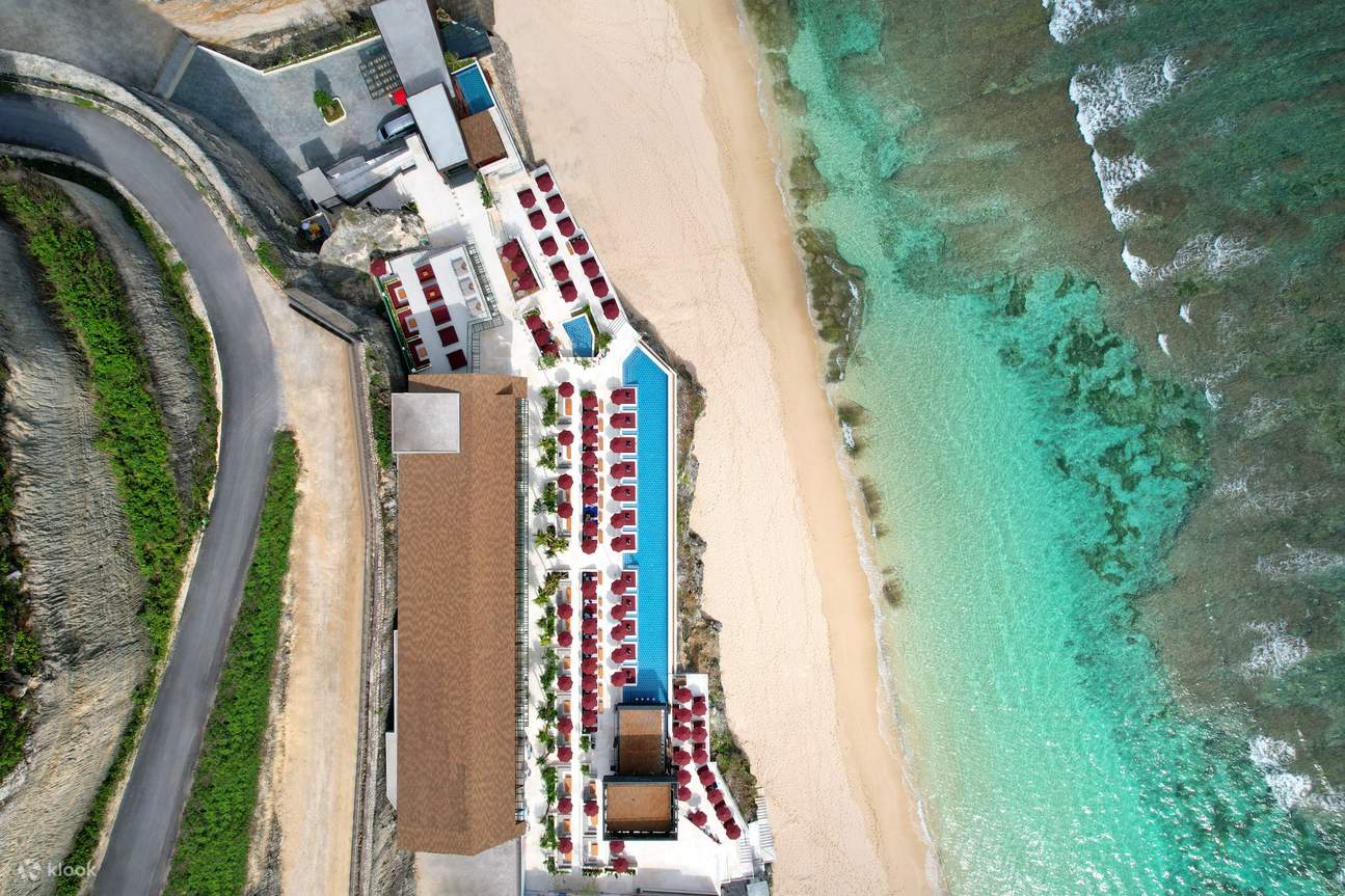 White Rock Beach Club Day Pass in Ungasan South Kuta Bali - Klook