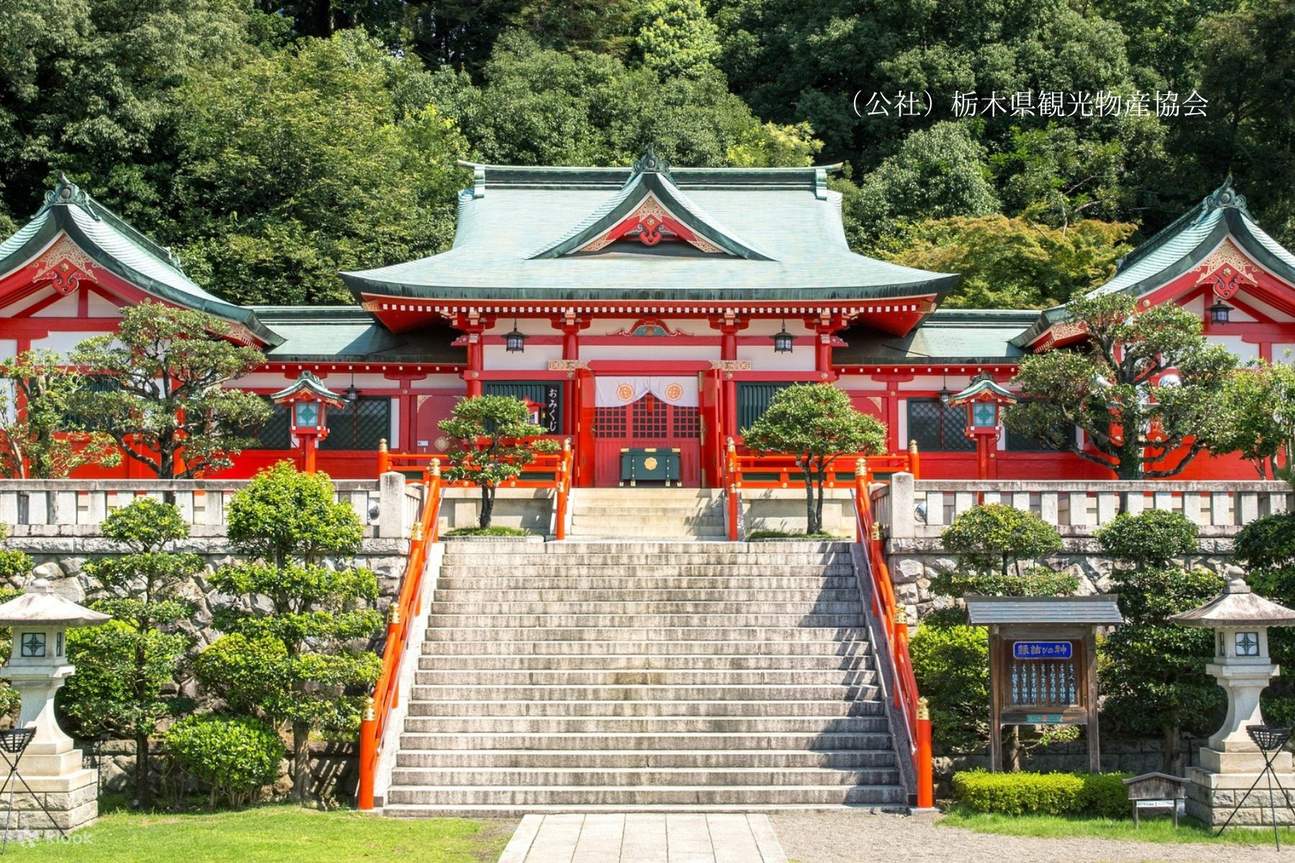 Tur Sehari Penuh Kuil Hōdō & Lembah Daun Maple Kuil Orihime & Taman ...