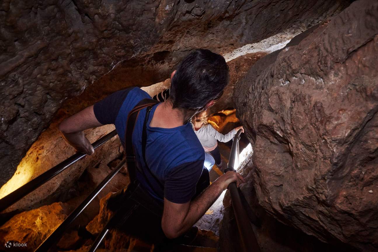 Ngilgi Cave Semi-Guided Tour in Margaret River - Klook Singapore