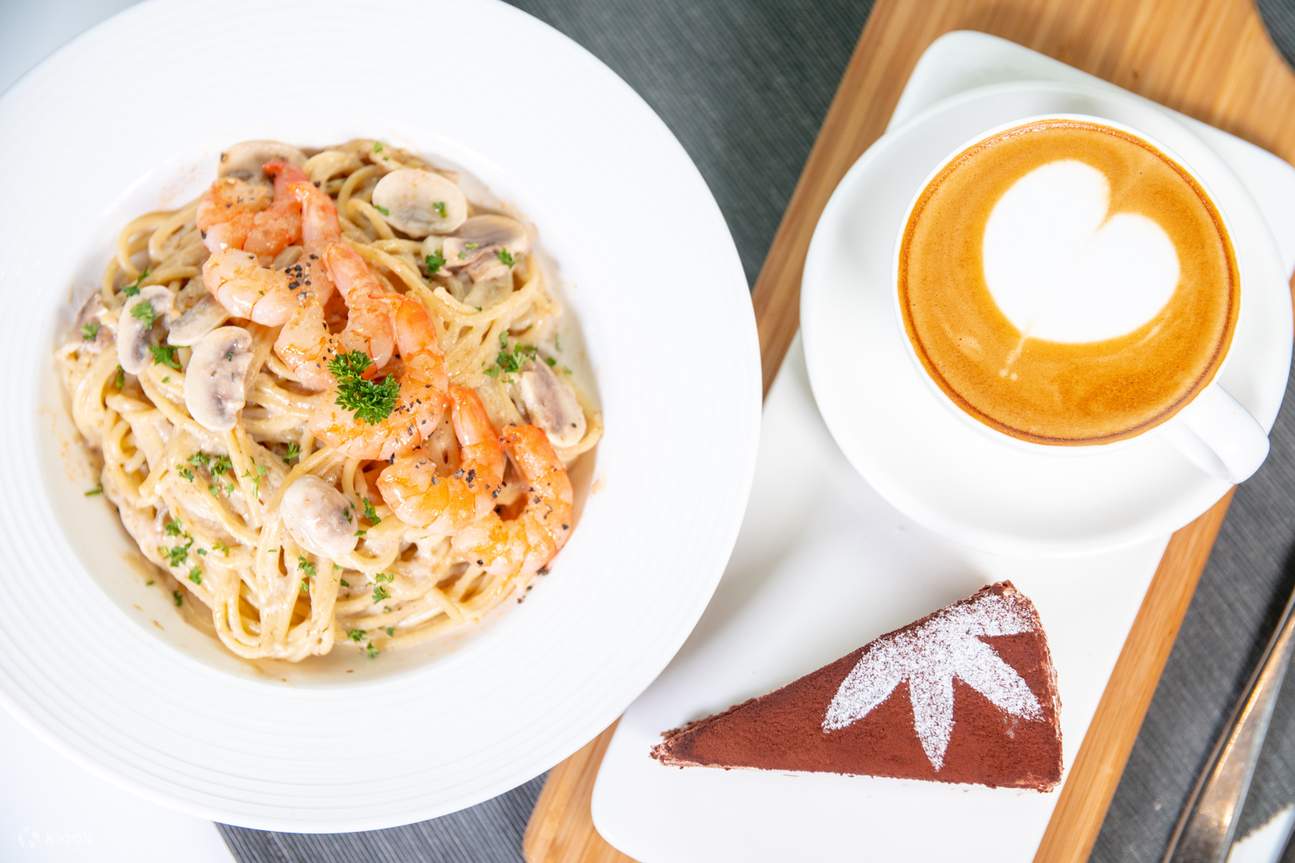 Shaz Confections in K11 Art Mall - Klook Hong Kong