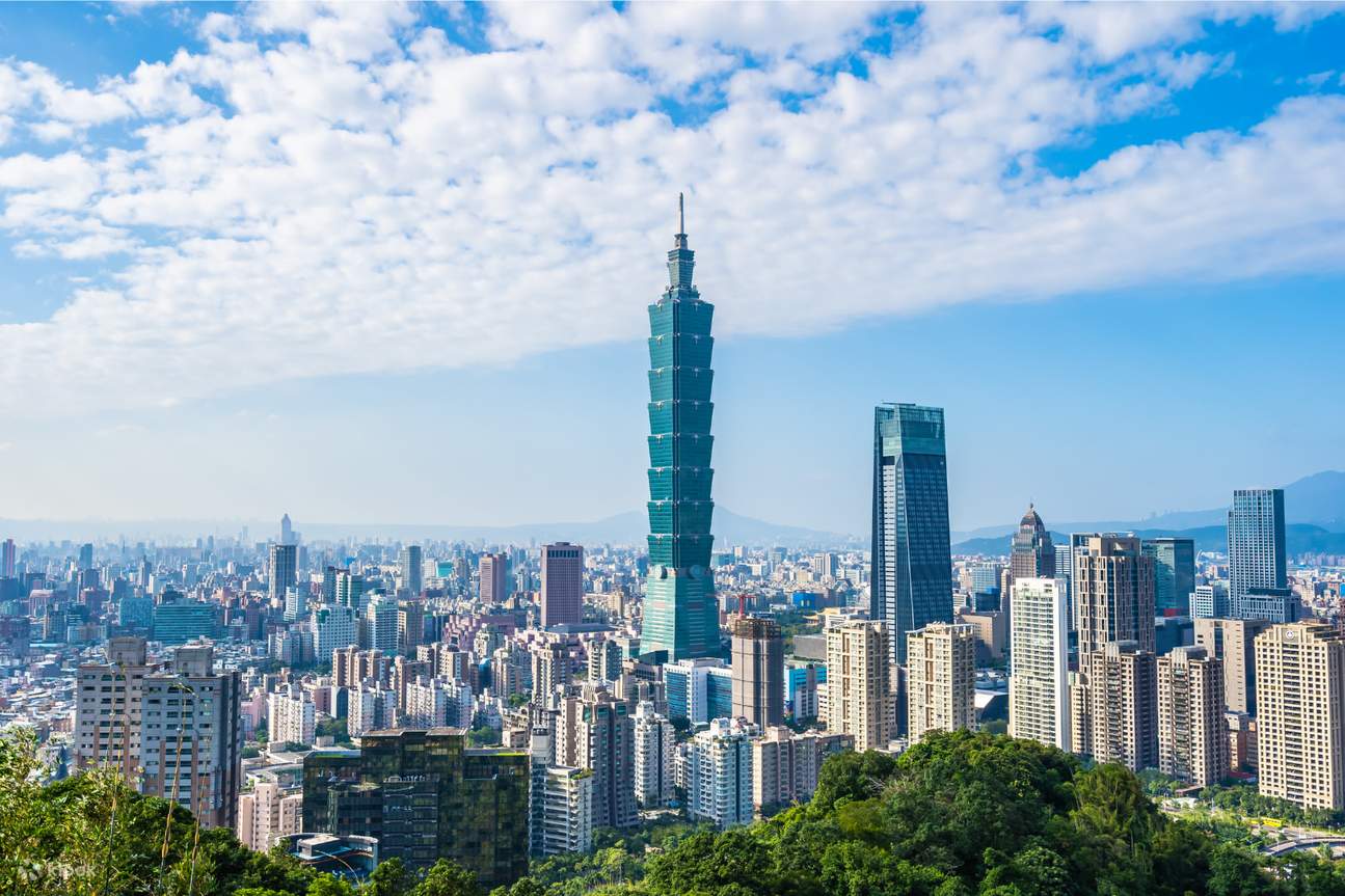 Chiang Kai-shek Memorial Hall/Taipei 101/Dadaocheng One-Day Tour ...
