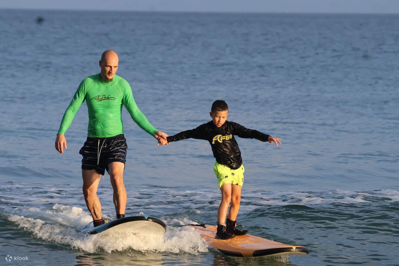 Kenting Surfing Lessons - Klook