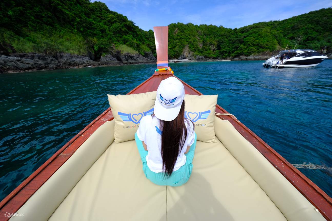 Sertai Dalam Menaiki Bot Tradisional Mewah Persendirian Pulau Coral ...