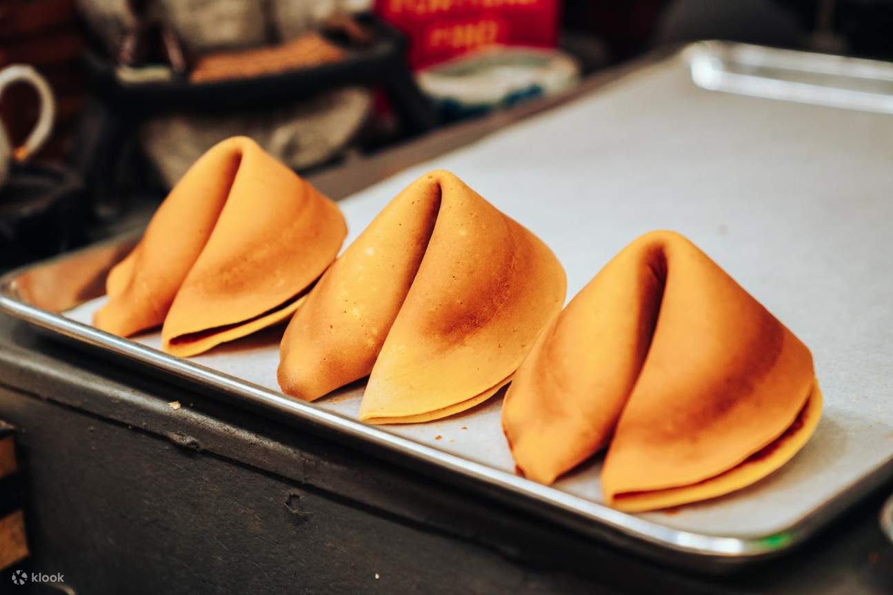 Chinatown Food and History Small Group Walking Tour - Klook New Zealand