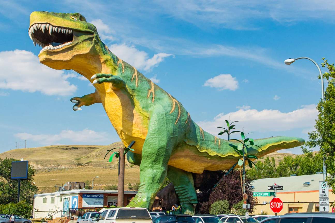 Drumheller with Museum, Hoodoos & Coal Mine Tour from Calgary - Klook ...