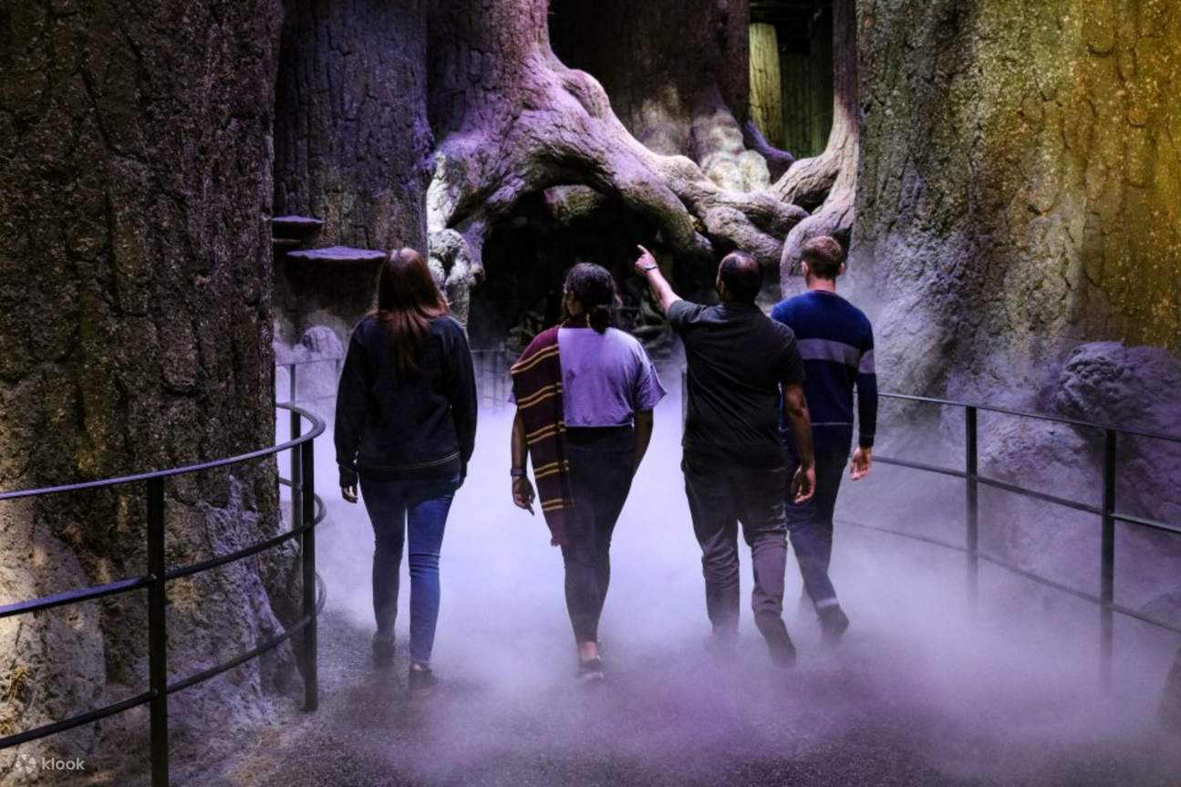 -Warner Bros. The Making of Harry Potter & Oxford Tour from London ...