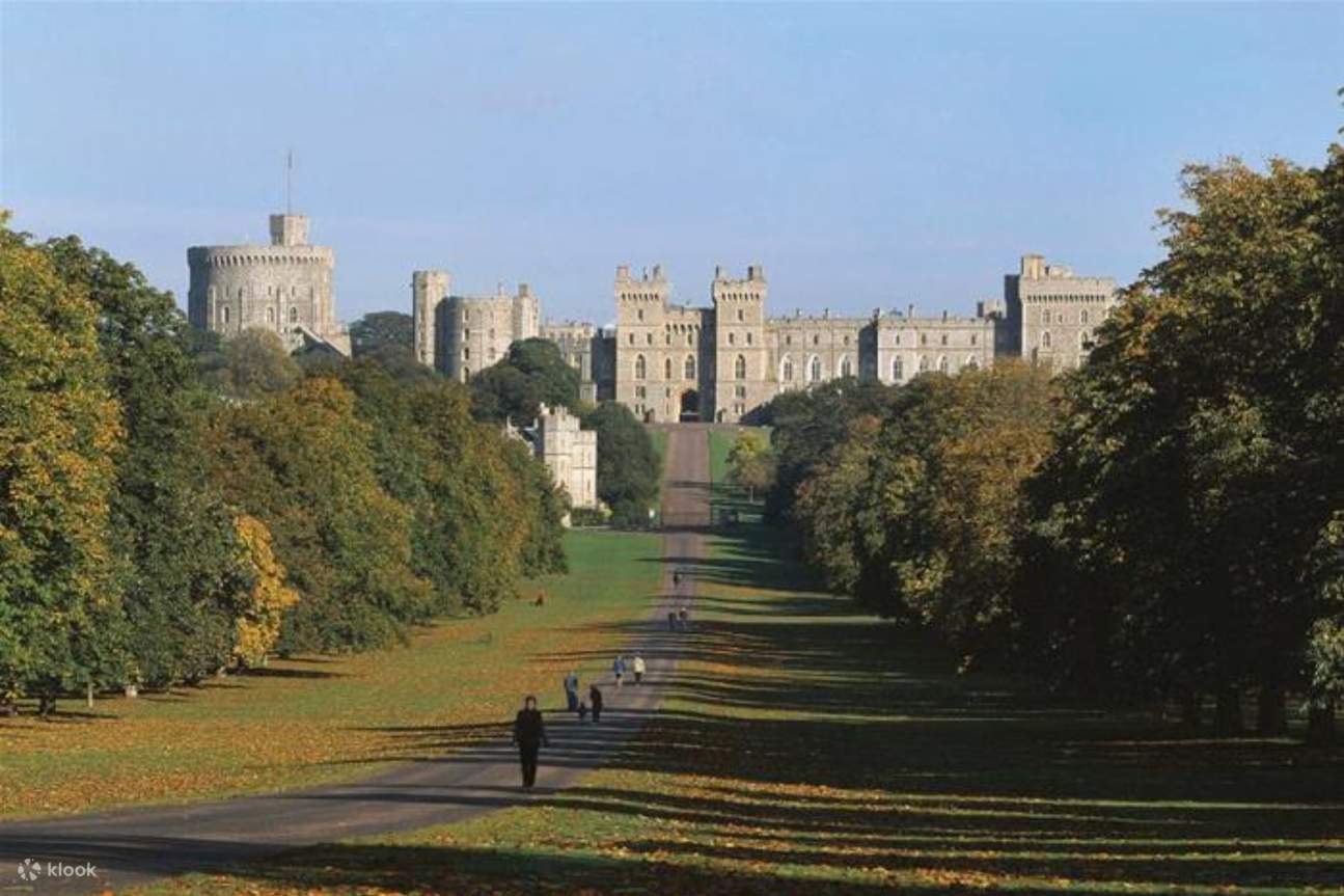 Windsor Hop-On Hop-Off Bus by Golden Tours - Klook