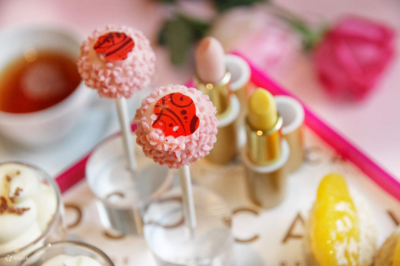 Afternoon Tea at Calypso Restaurant & Lounge in Jing An Shangri-La ...