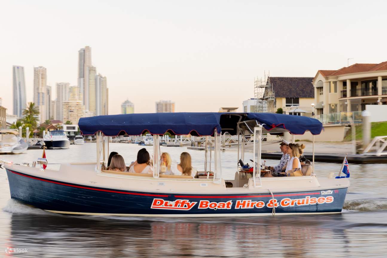 Private Skipper Limo On The Water Canal Cruise in Gold Coast - Klook Россия