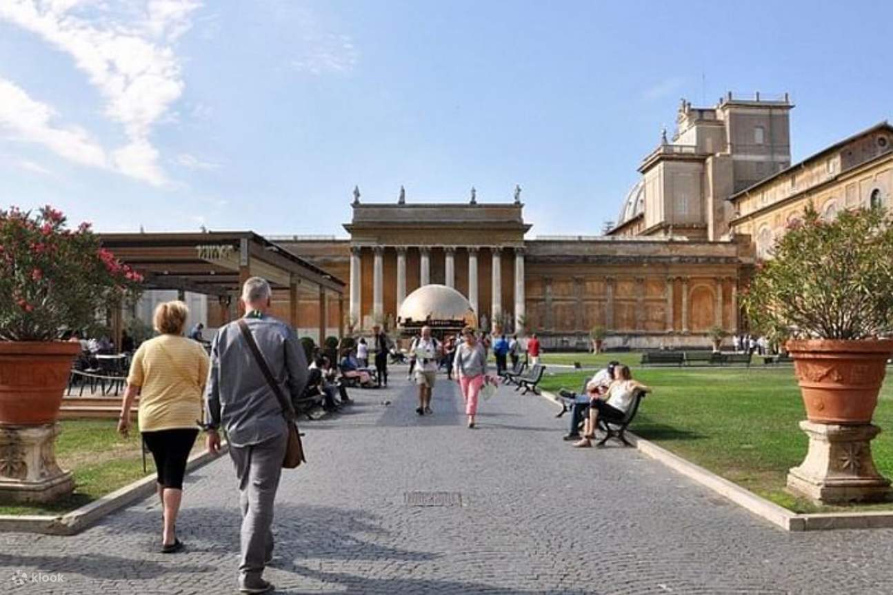 Exclusive First Access Vatican Join In Tour with Basilica Skip The Line ...