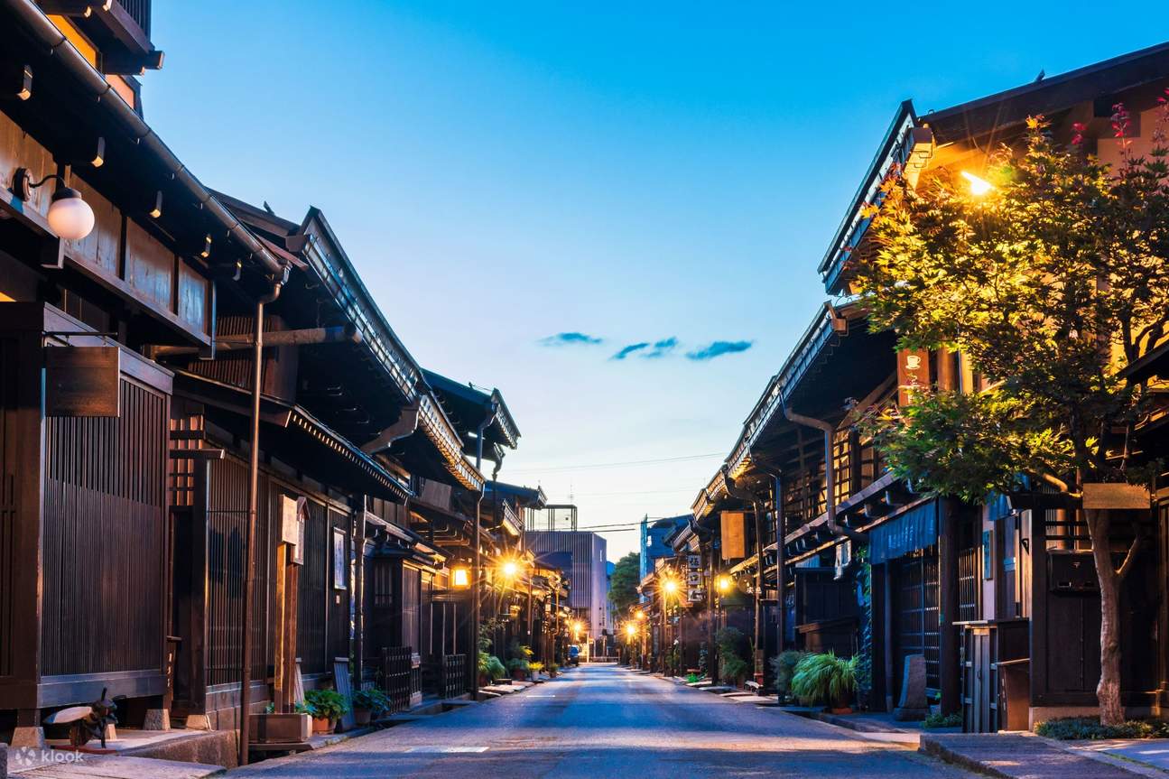 [Tour Privato] Tour di Shirakawago e Takayama da Osaka/Kyoto/Nagoya ...