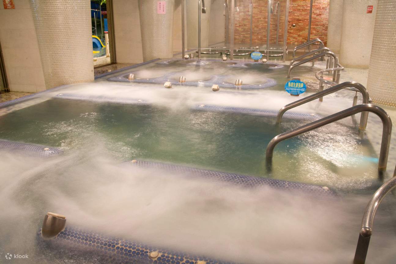 Yilan: Hotel Zhongguan Jiaoxi - Hot Spring Water World SPA y vale para ...