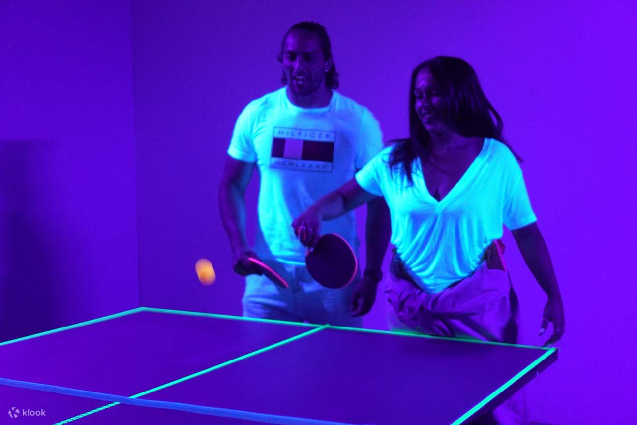 Two People in The Same Room: The Smash Room Experience - Klook