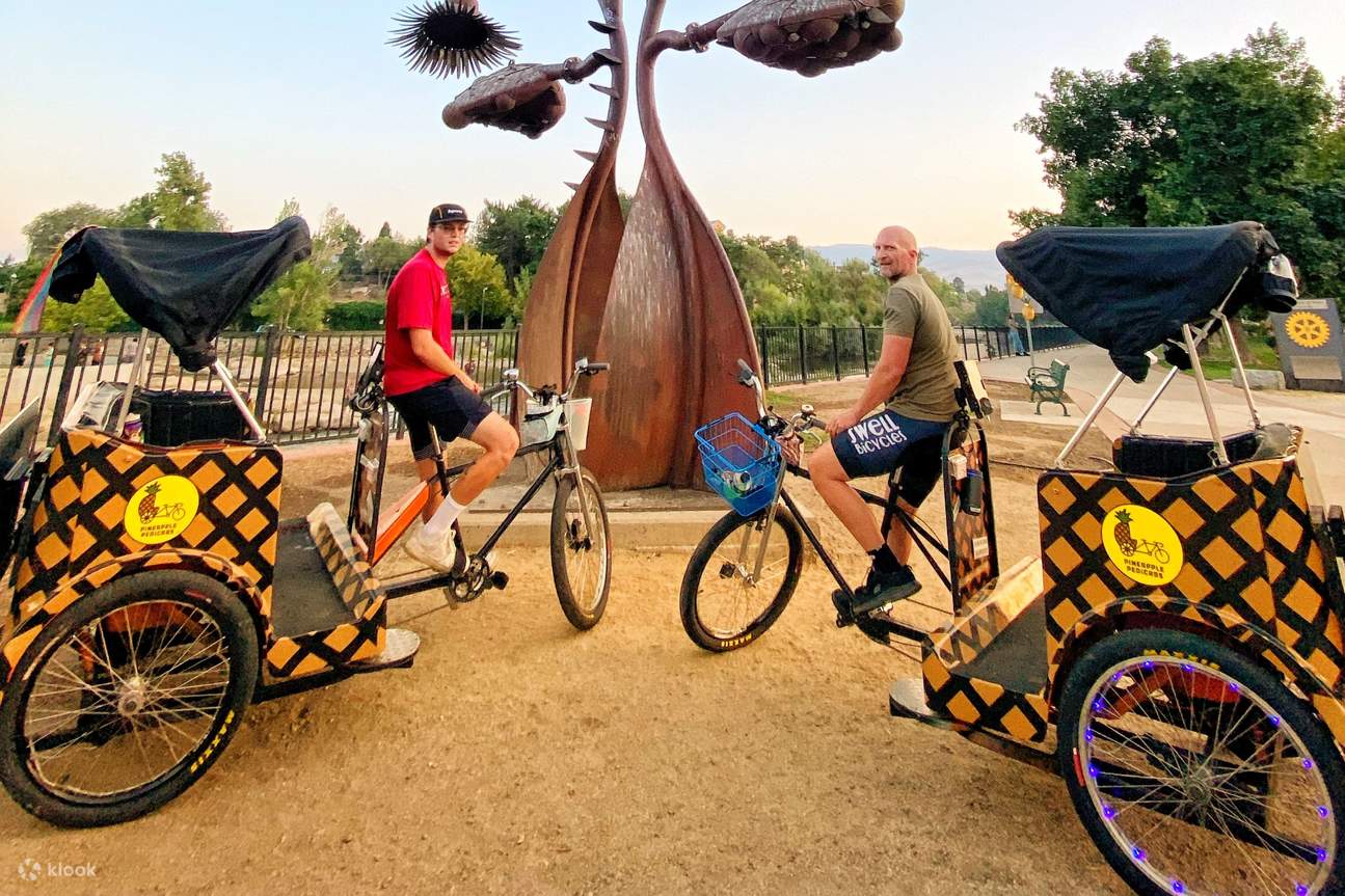 Burning Man Art and Mural Private Pedicab Tour - Klook Estados Unidos