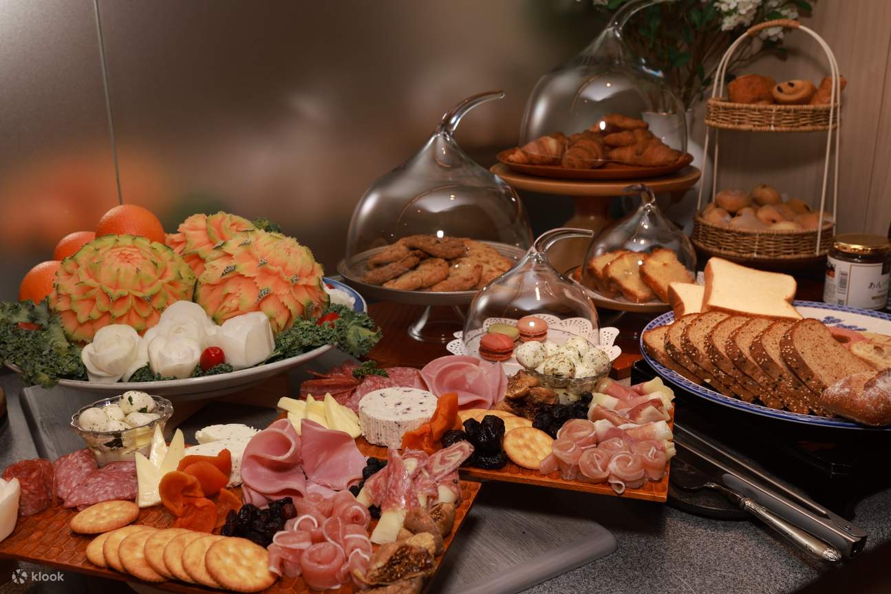 The Coral Executive Lounge Chubu Centrair International Airport - Klook ...