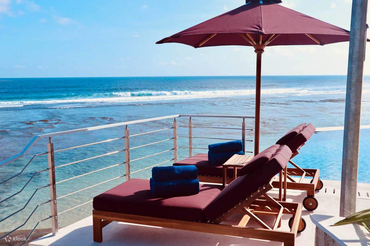White Rock Beach Club Day Pass di Ungasan, Kuta Selatan, Bali - Klook ...