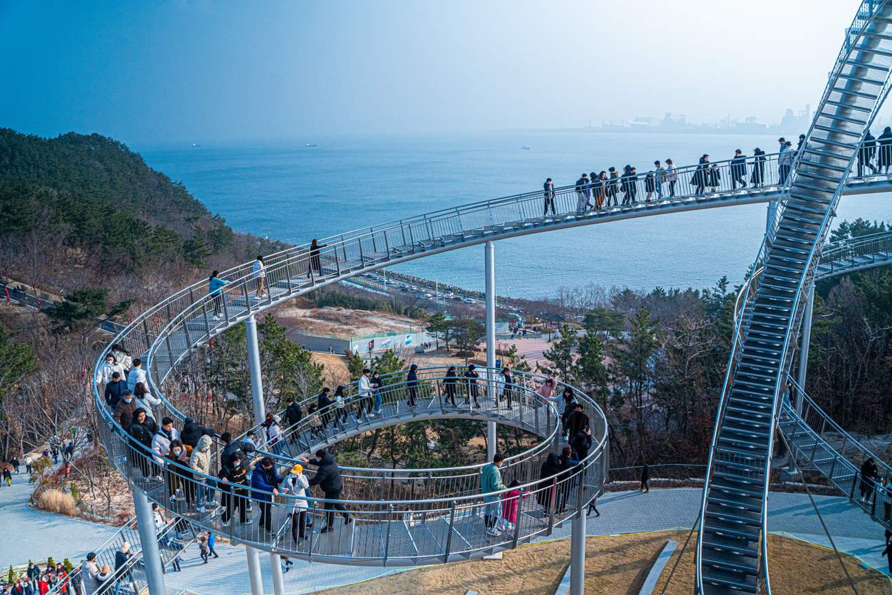 Cheongsong Huge Ice Valley and Pohang Roller Coaster Space Walk Tour ...