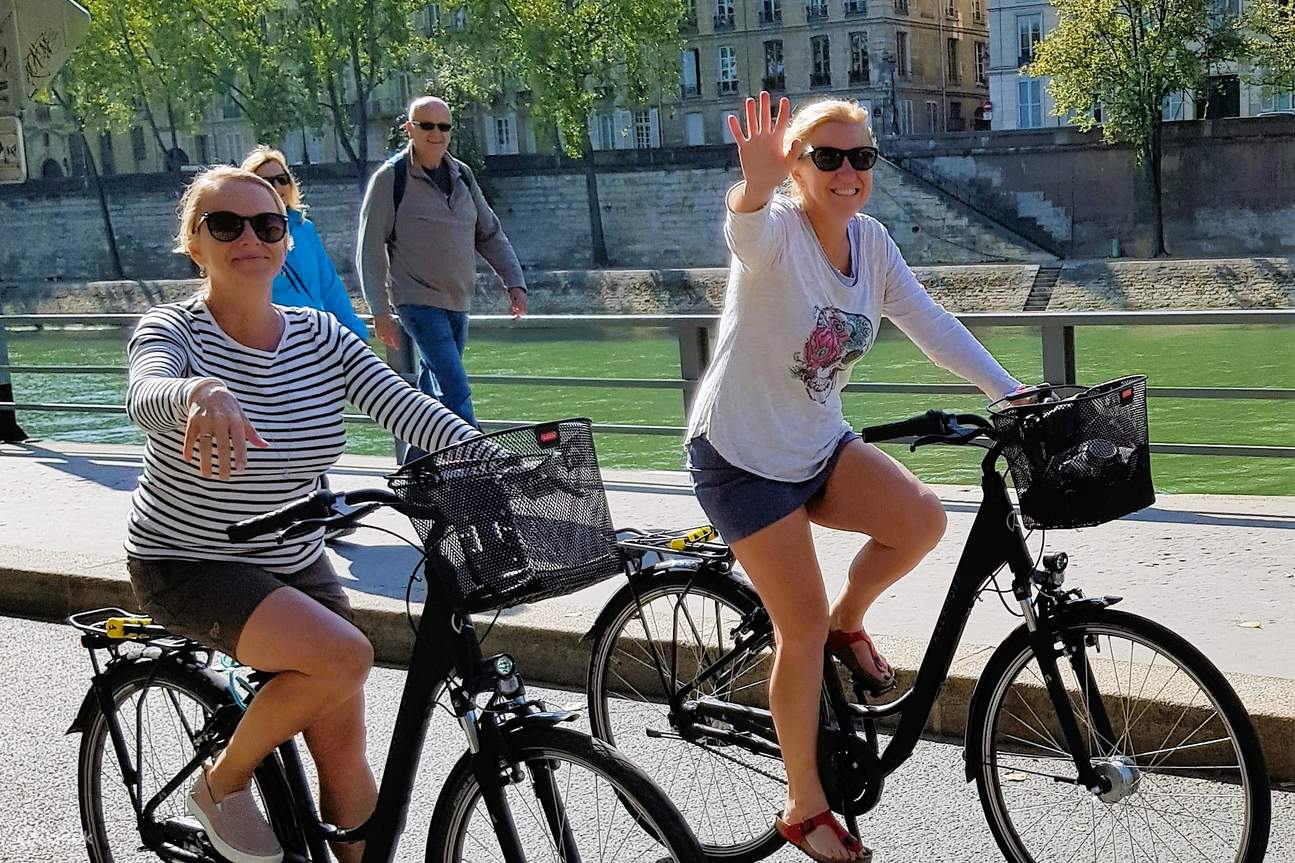 Paris Treasures Bike Tour - Klook