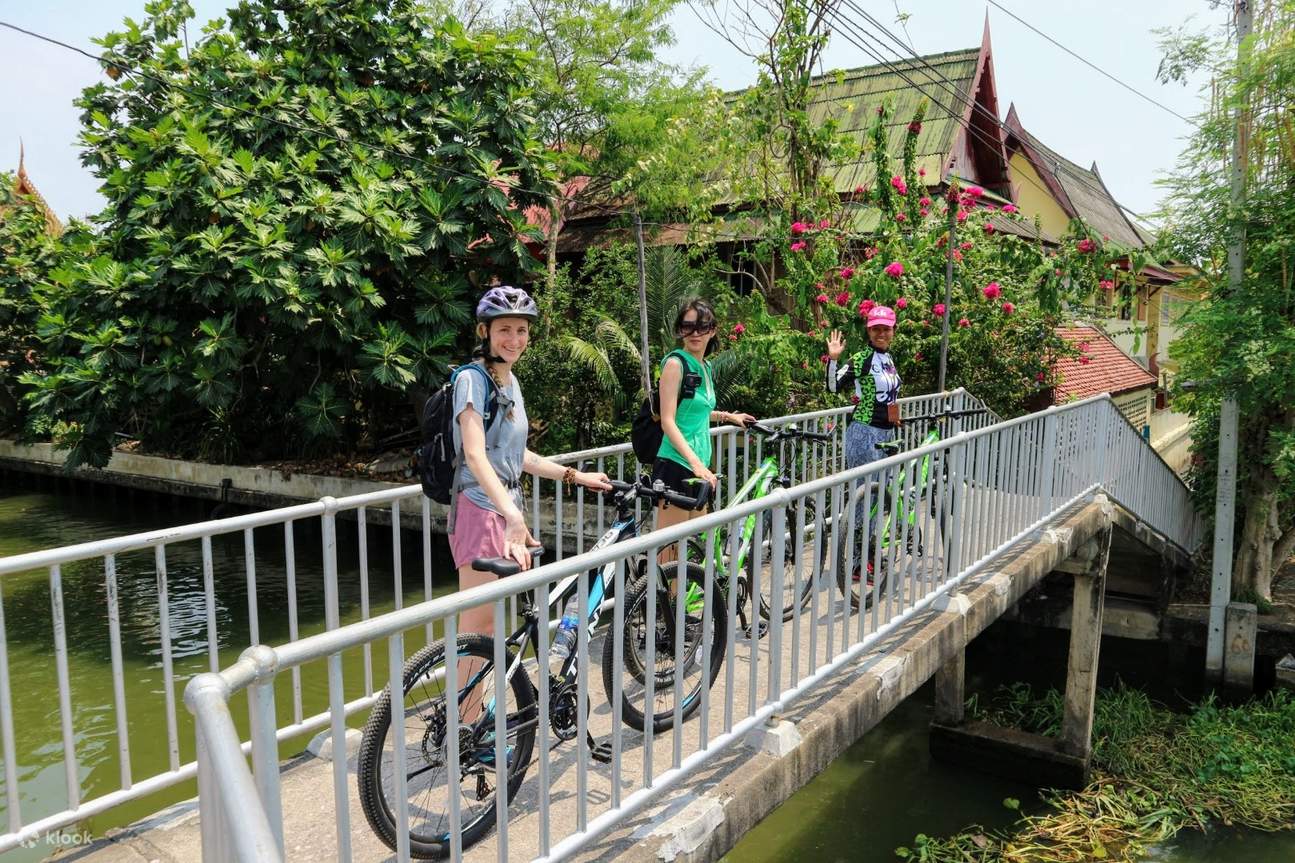 Bangkok Bike and Canal Boat Tour with Lunch - Klook