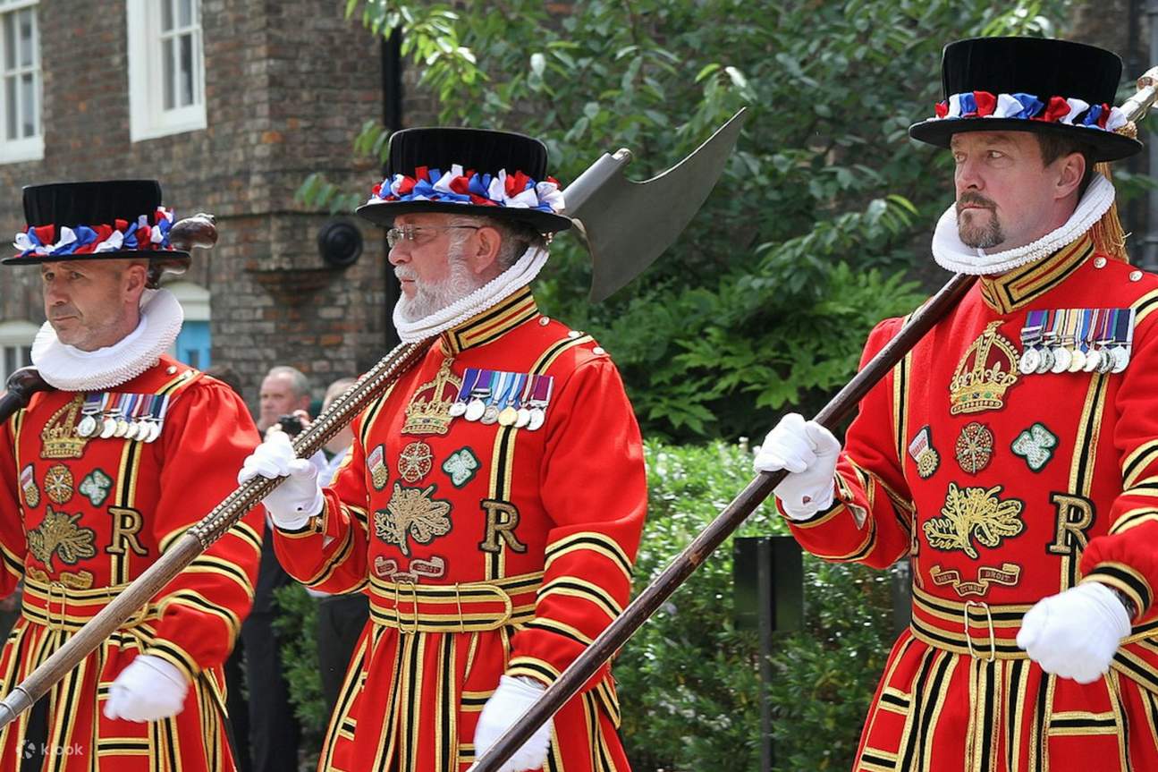 Tower of London and Tower Bridge Early Access with Guided Tour - Klook