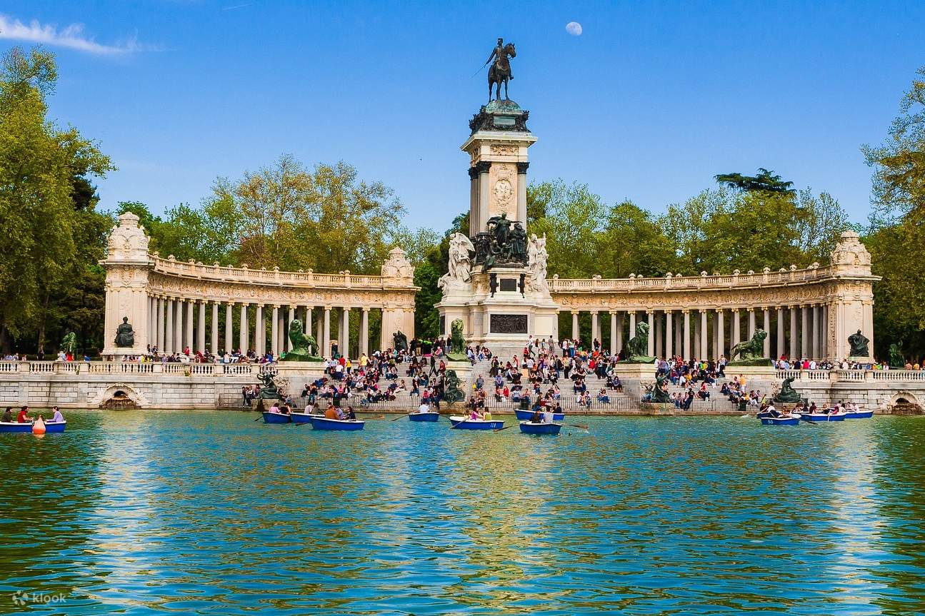 El Retiro Park Join In Tour in Madrid - Klook