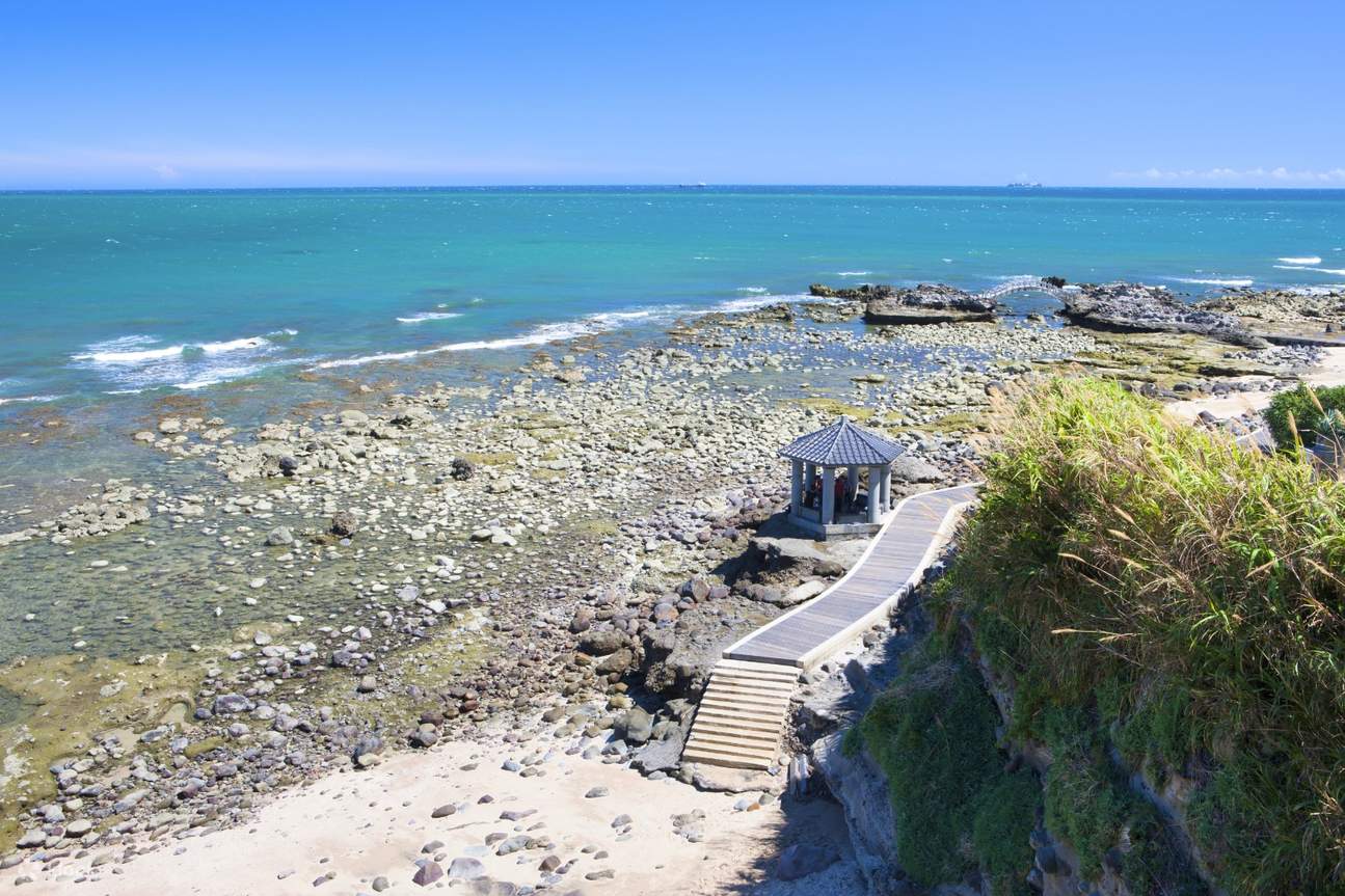 Taipei: Pet Tourism - One-day tour to Heping Island, Jinshan Old Street ...
