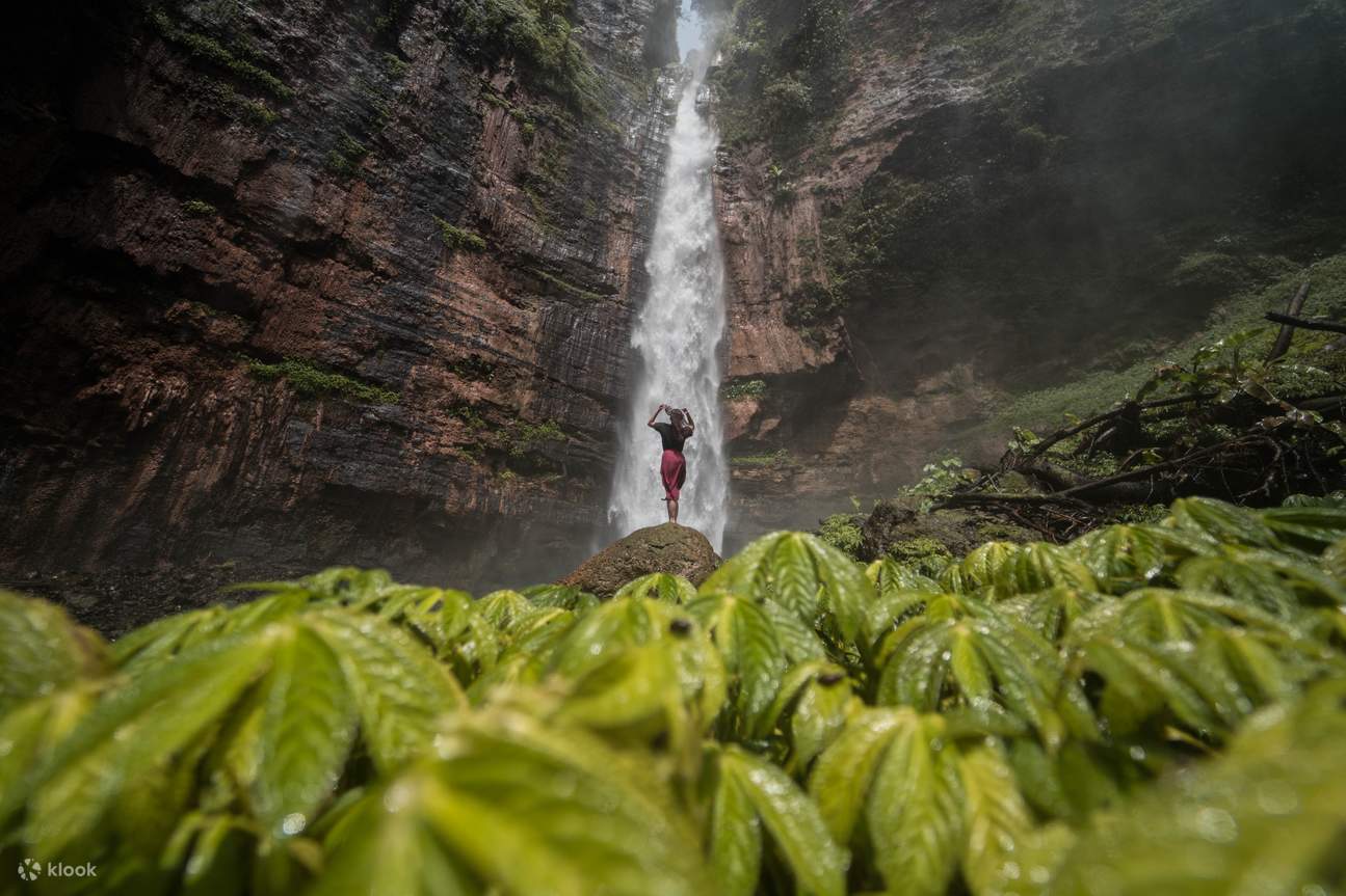 Sunrise Gunung Api Semeru oleh Jeep & Air Terjun Kapas Biru dari Malang ...