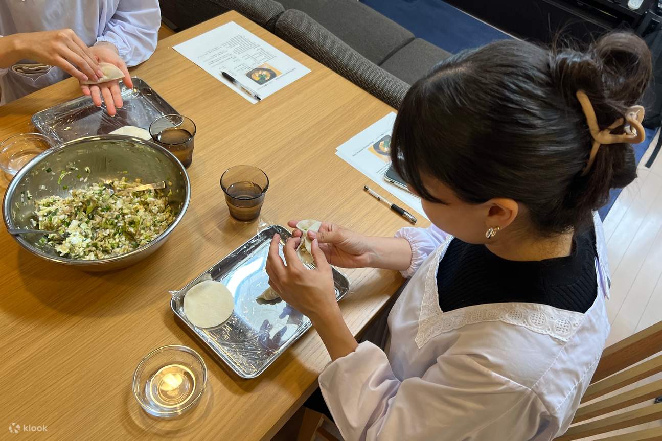 Make Halal Ramen & Gyoza in Tokyo + Market Tour with Local Tips - Klook