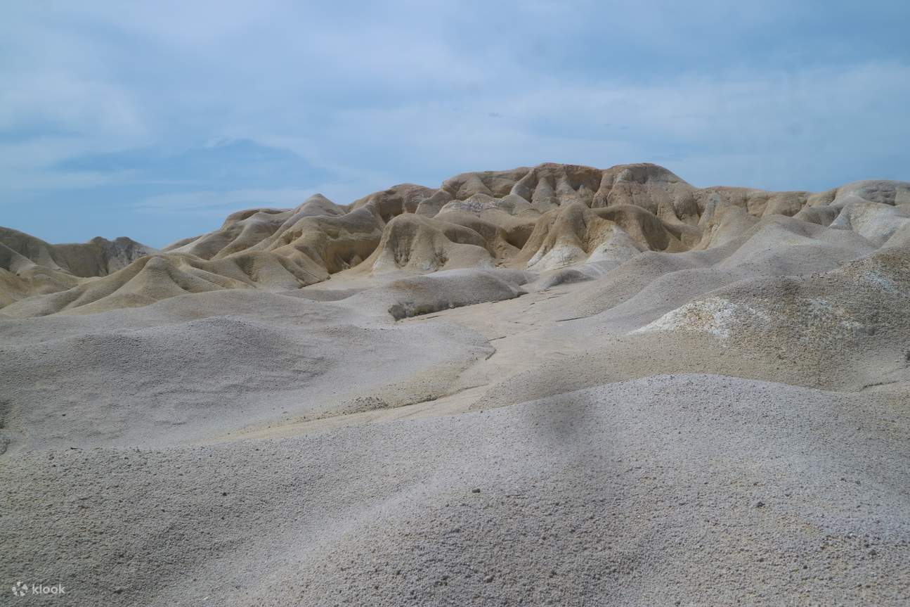 Sand Dunes & Blue Lake Bintan - Klook Singapore
