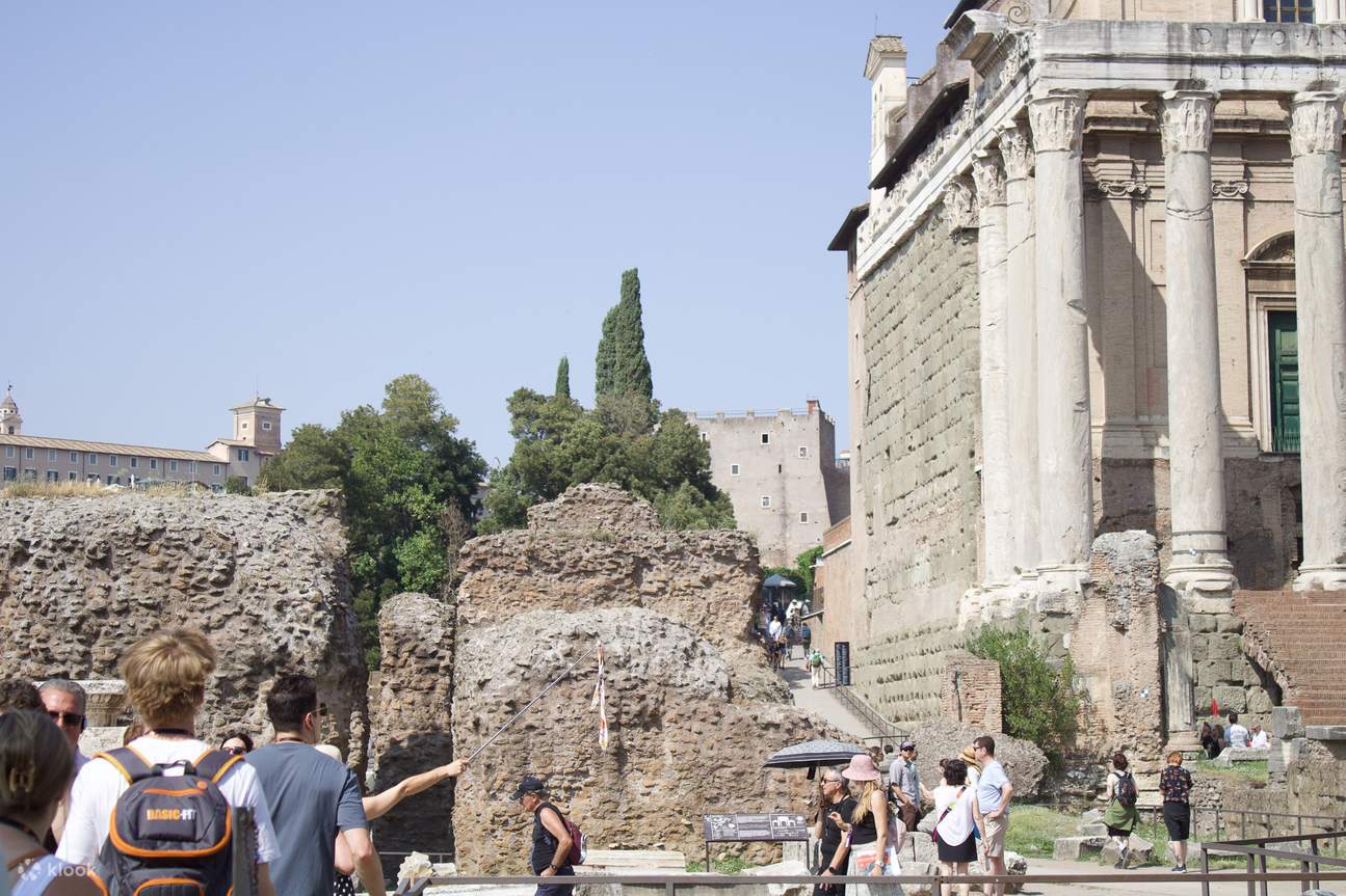 Lawatan Colosseum, Bukit Palatine dan Roman Forum di Rom - Klook ...