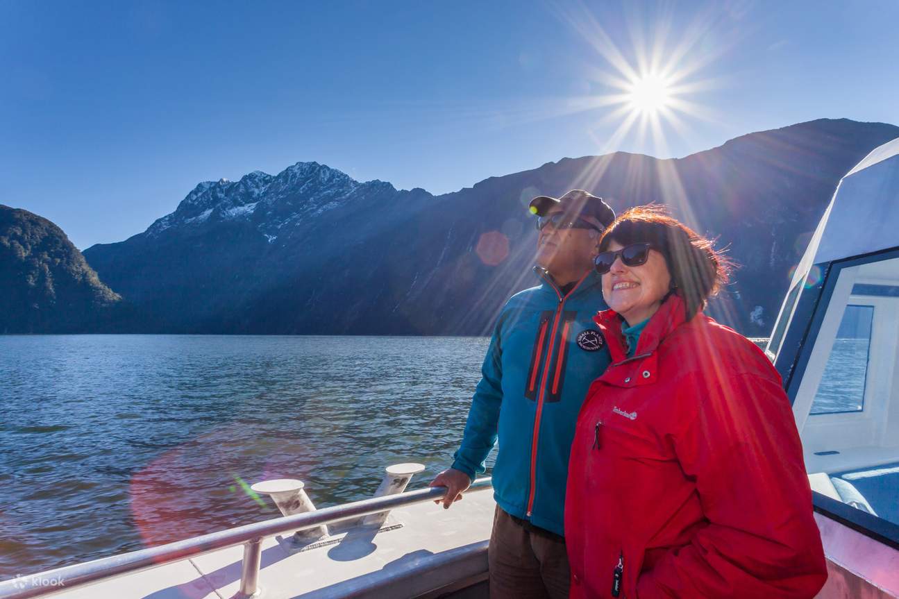 Fly Cruise Fly from Queenstown with Milford Sound Scenic Flights - Klook