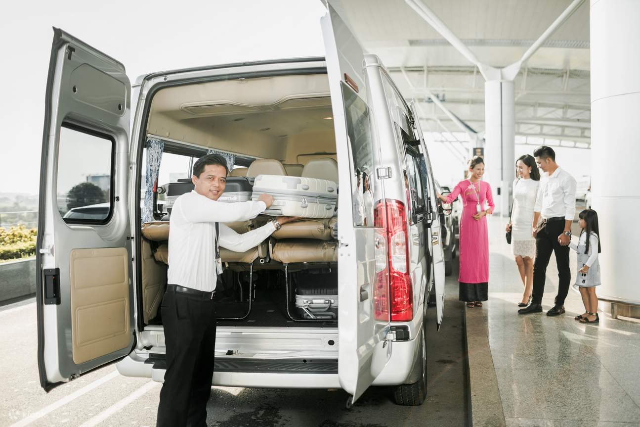 Deluxe Fast Track Service in Tan Son Nhat International Airport (SGN ...