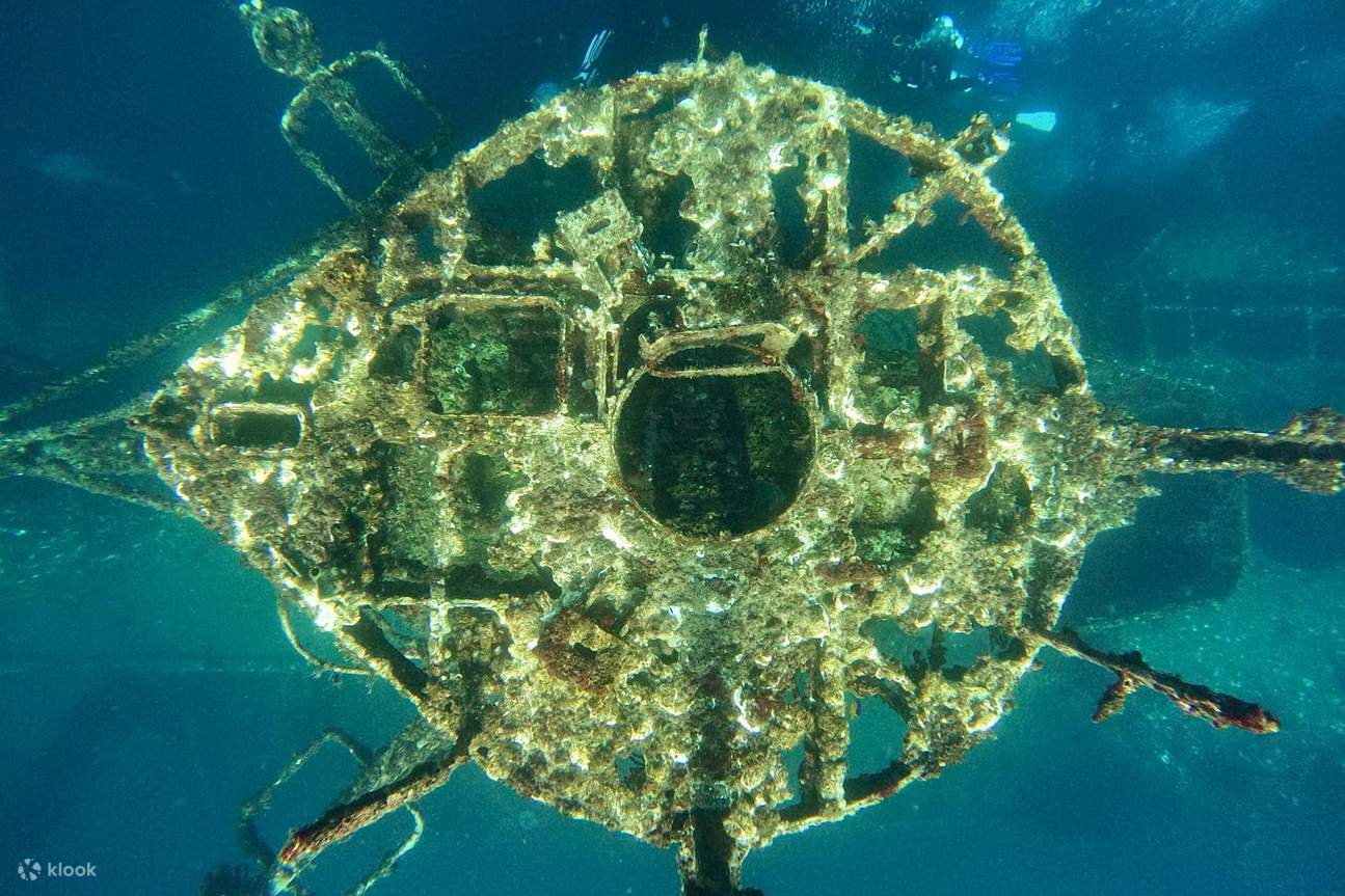 Scuba Diving in HMAS Swan Shipwreck Dive in Busselton - Klook Hong Kong