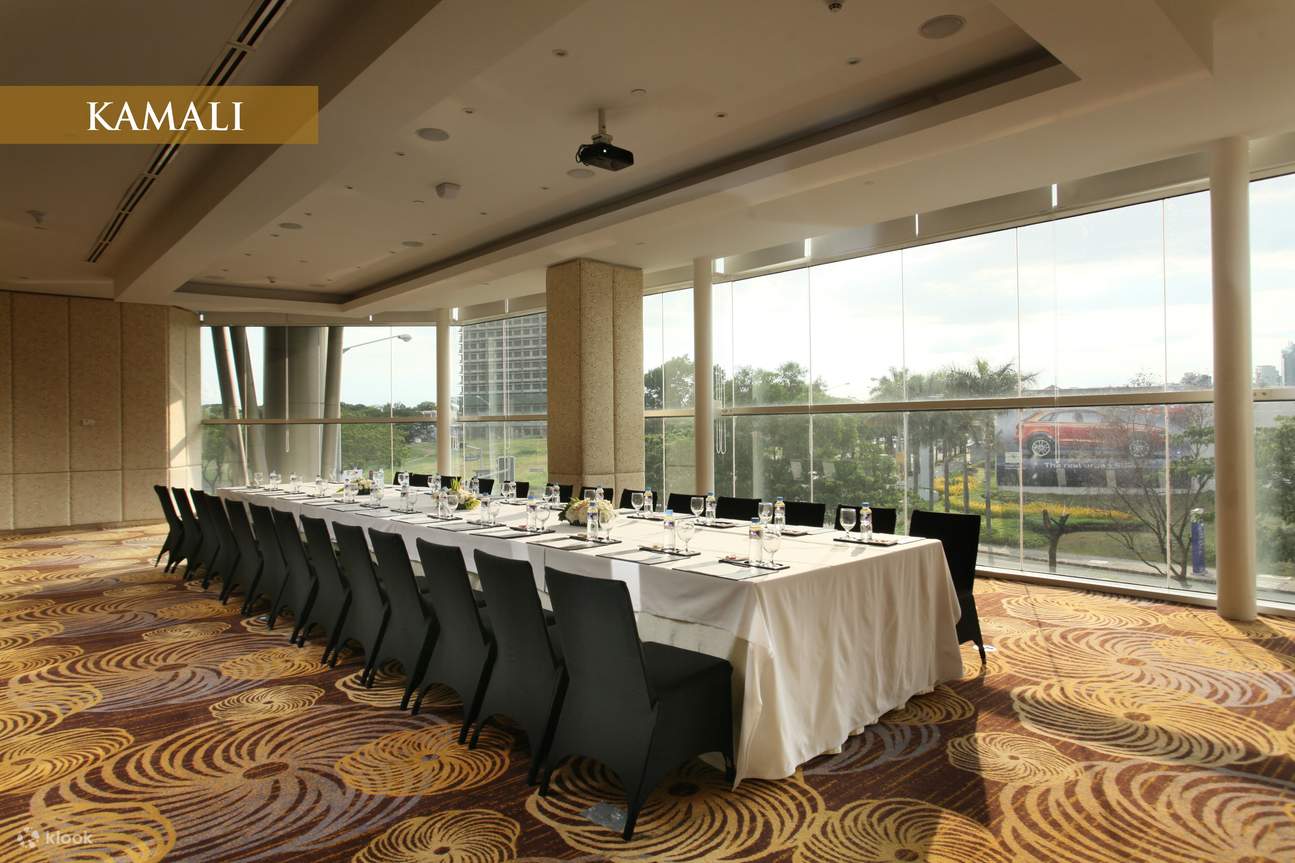 Banquet Offers in Acacia Hotel Manila - Klook
