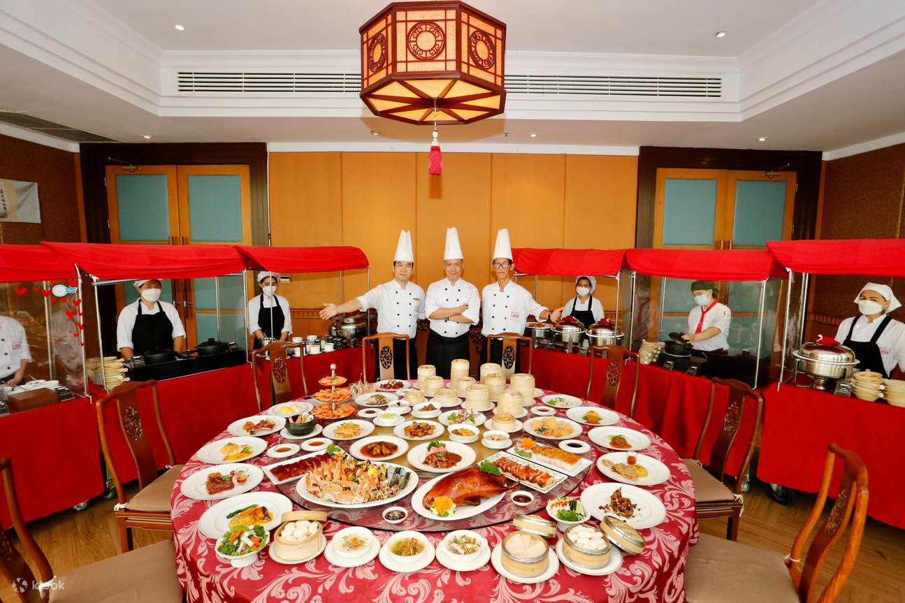 Baiyoke Sky Hotel 79th Floor Stella Palace Chinese Buffet with ...